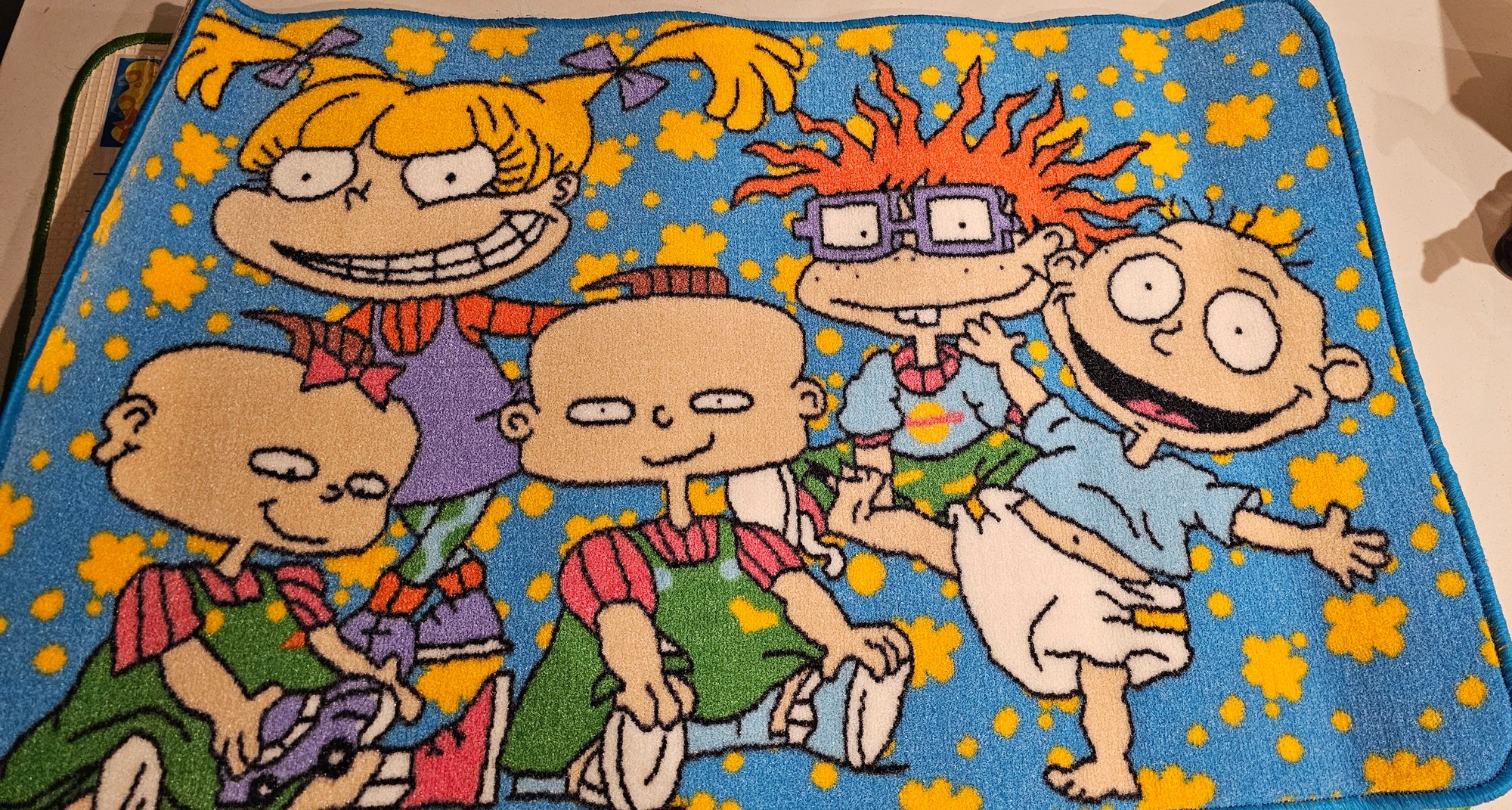 #200 - New Rugrats Bath Mat #43321 | Auctionninja.com