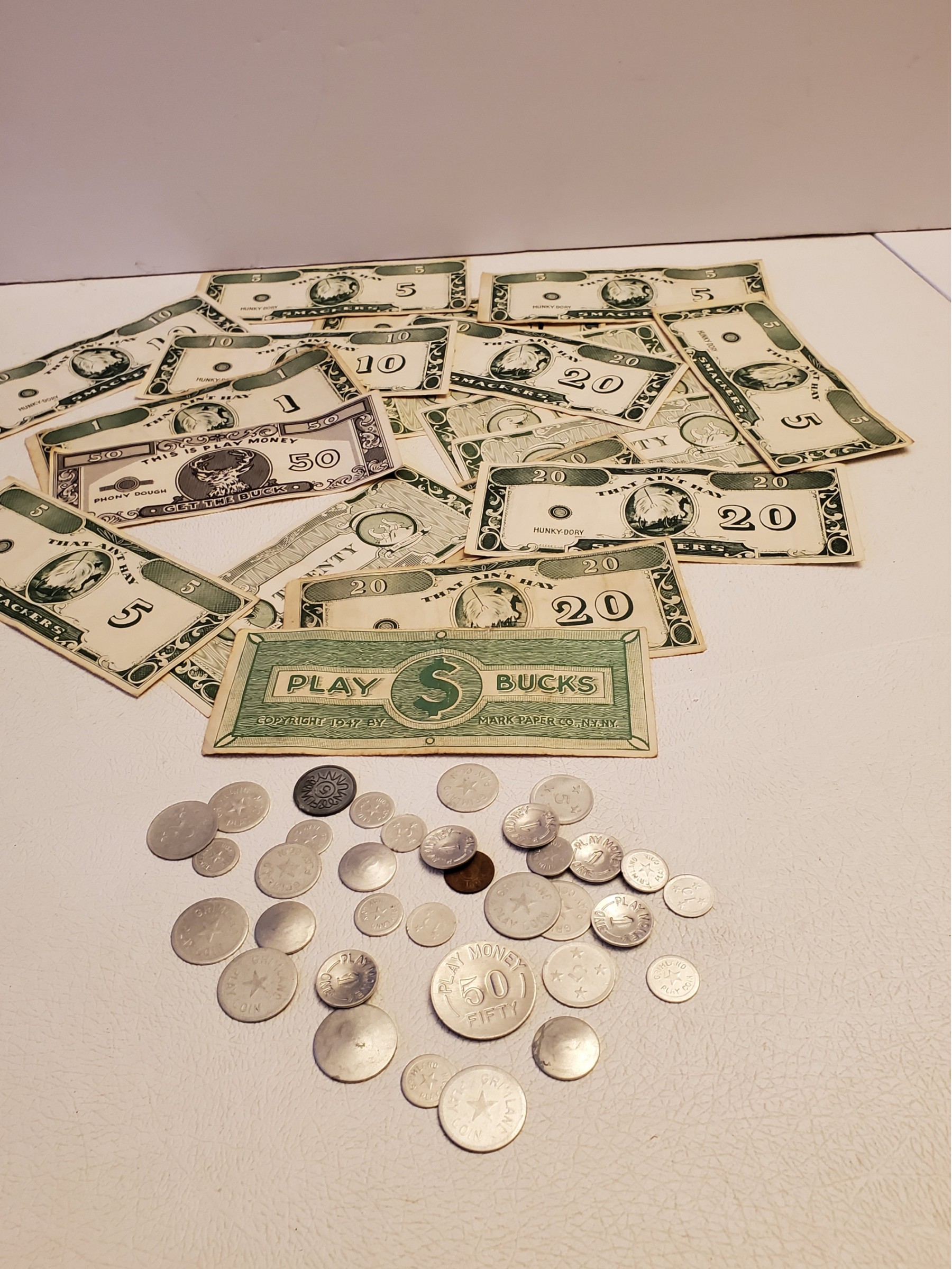 1940s Play Money #4566 | Auctionninja.com