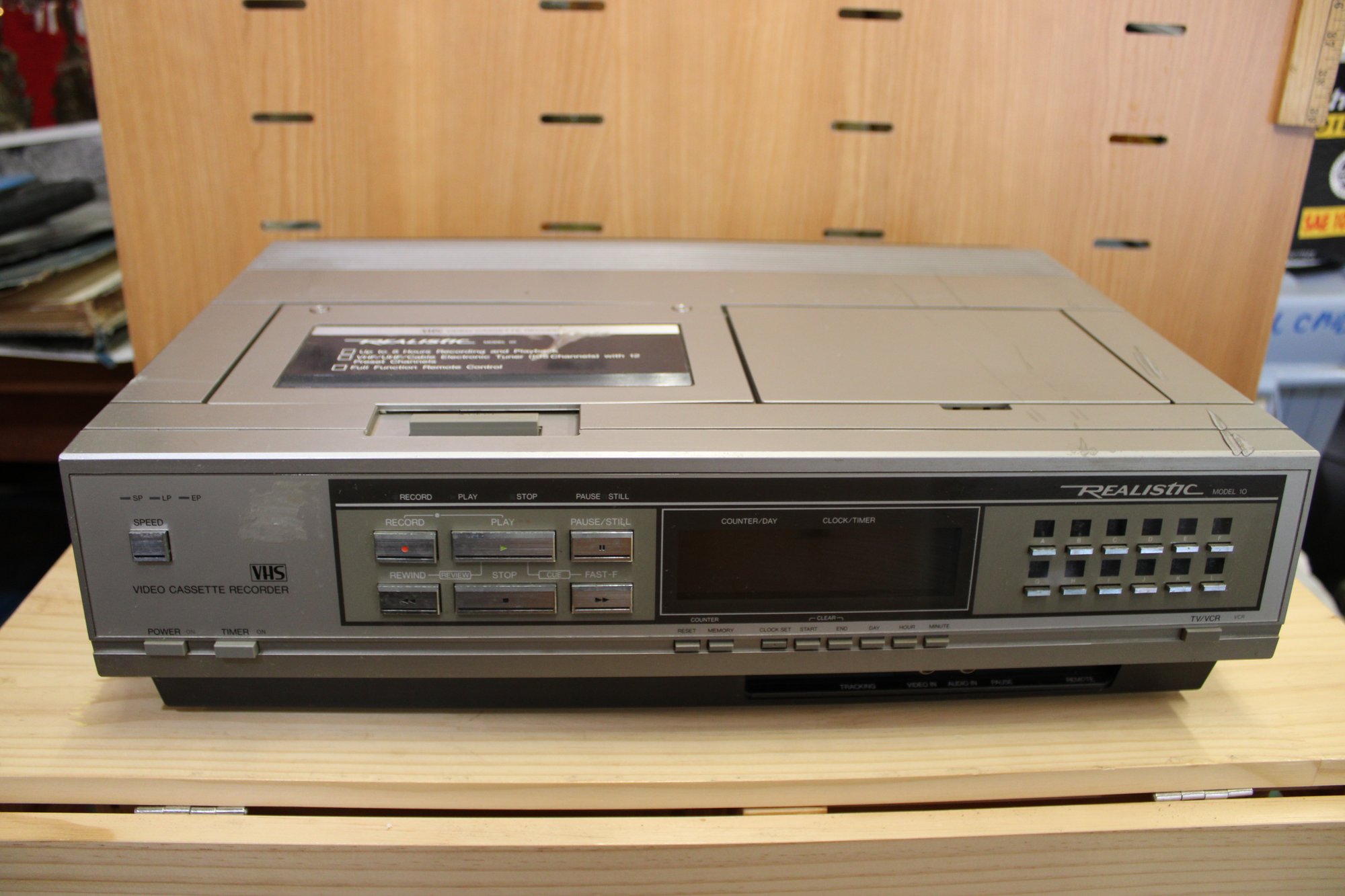 Realistic Model 10 VHS Player - Plays And Records Powers Up #18978 ...