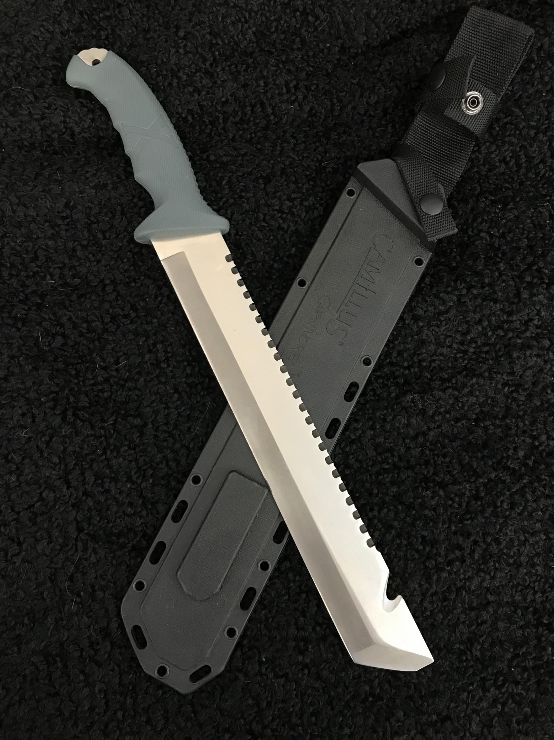 Camillus Carnivore X 18 Machete With Sheath, Titanium-Bonded Blade ...