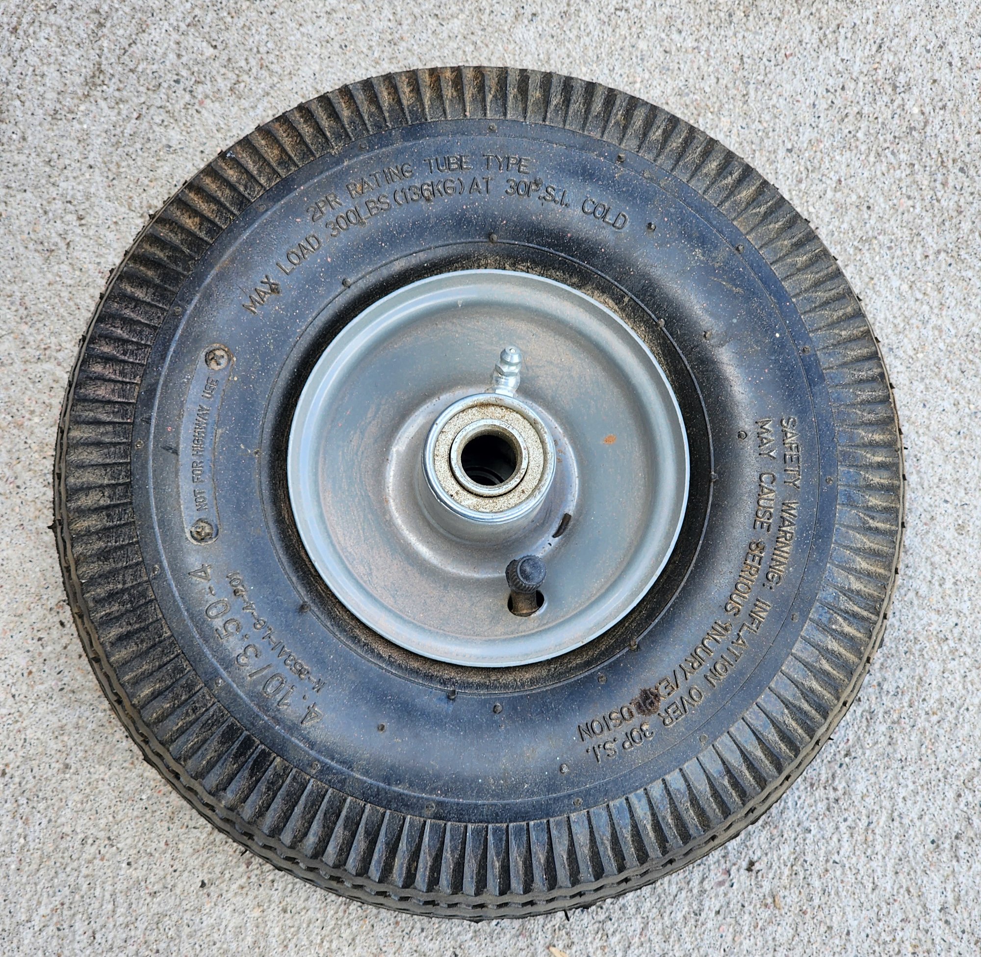 Rubber Wheelbarrow Replacment Wheel And Tire #15981 | Auctionninja.com