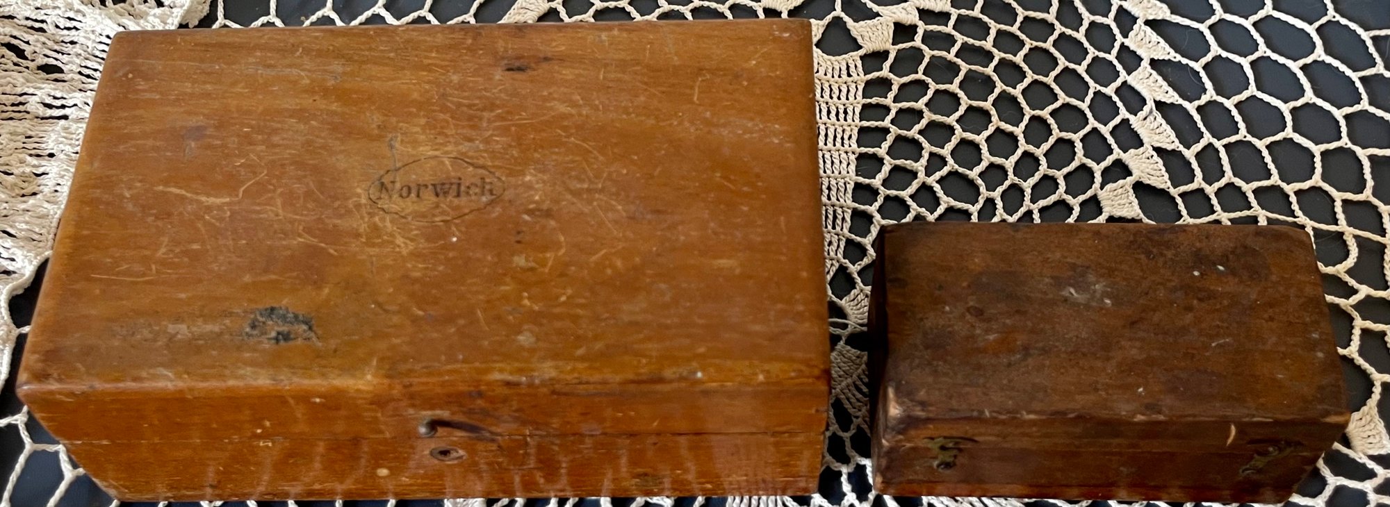 Vintage Norwich Apothecary Weight Set In Wood Box & Smaller Gram ...