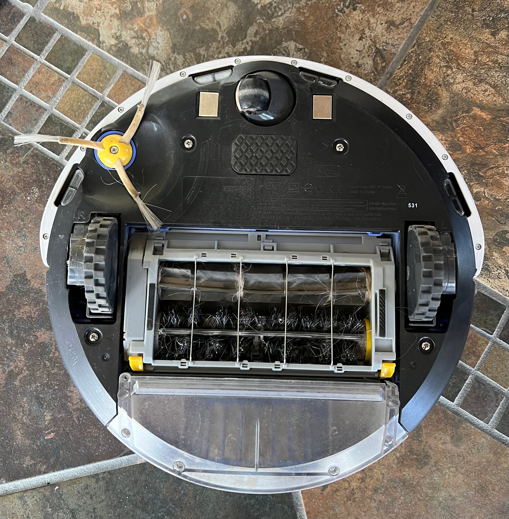 Irobot Roomba Model 531 With Dock #24027 | Auctionninja.com