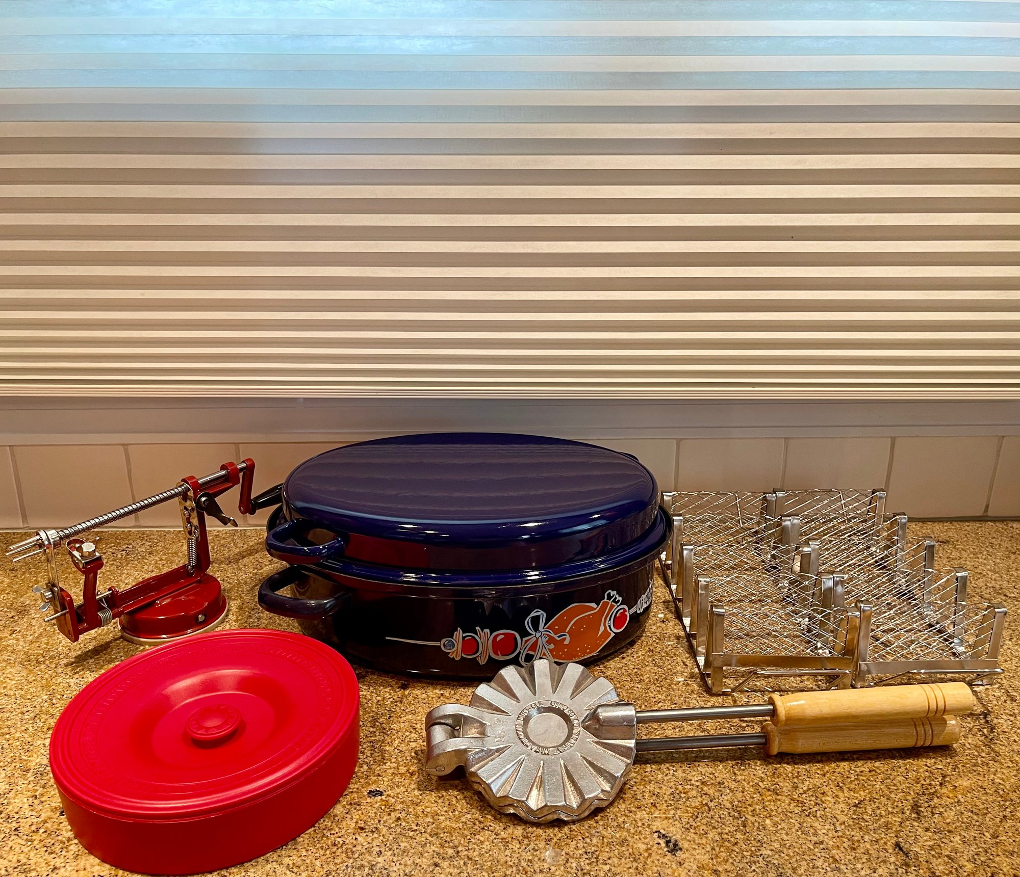 Blue Enamel On Steel Lidded Roaster, Vitantonio Pizzelle Maker ...