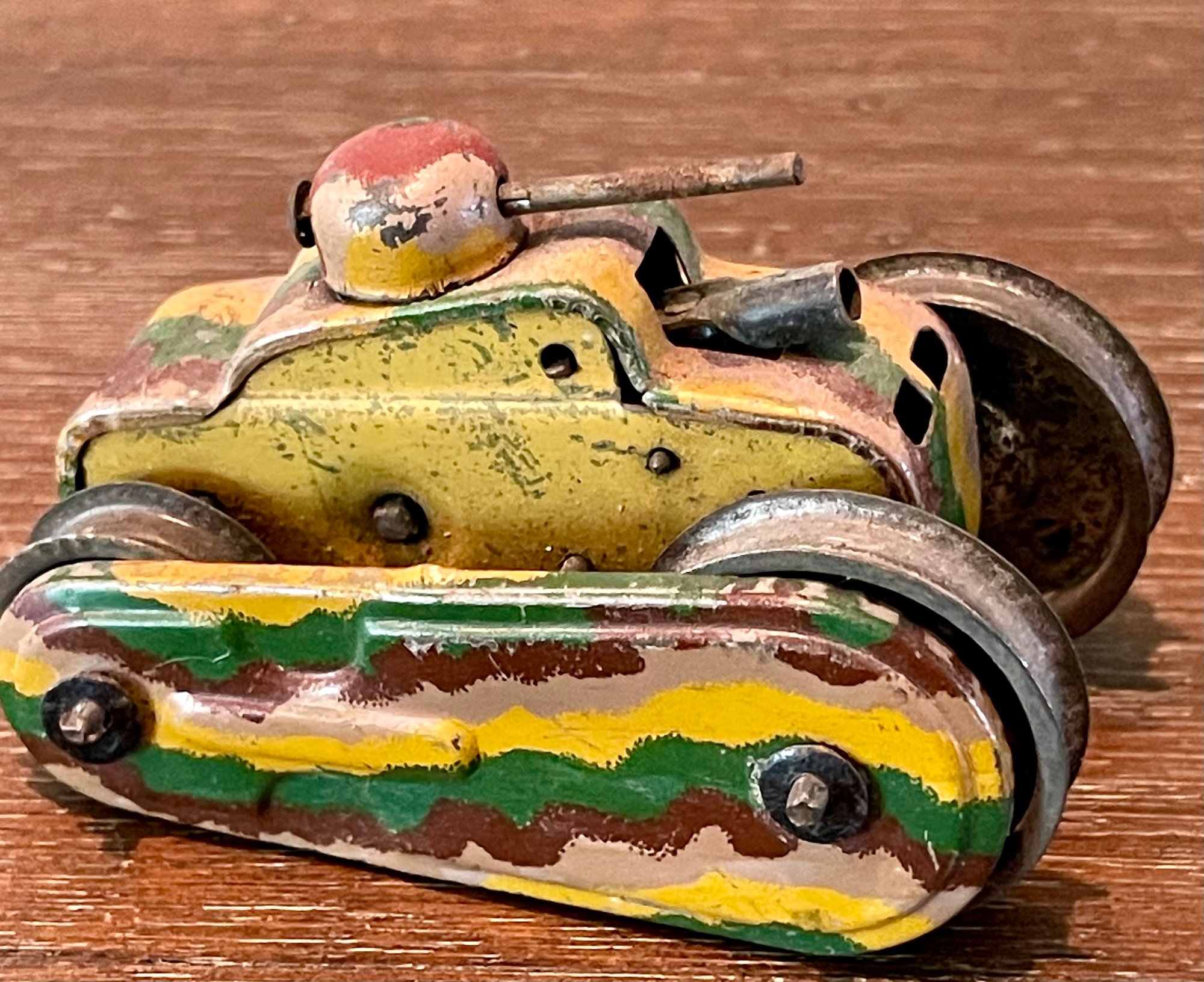 Antique Tin Litho Army Tank With Key (works) Trade Mark S Foreign ...