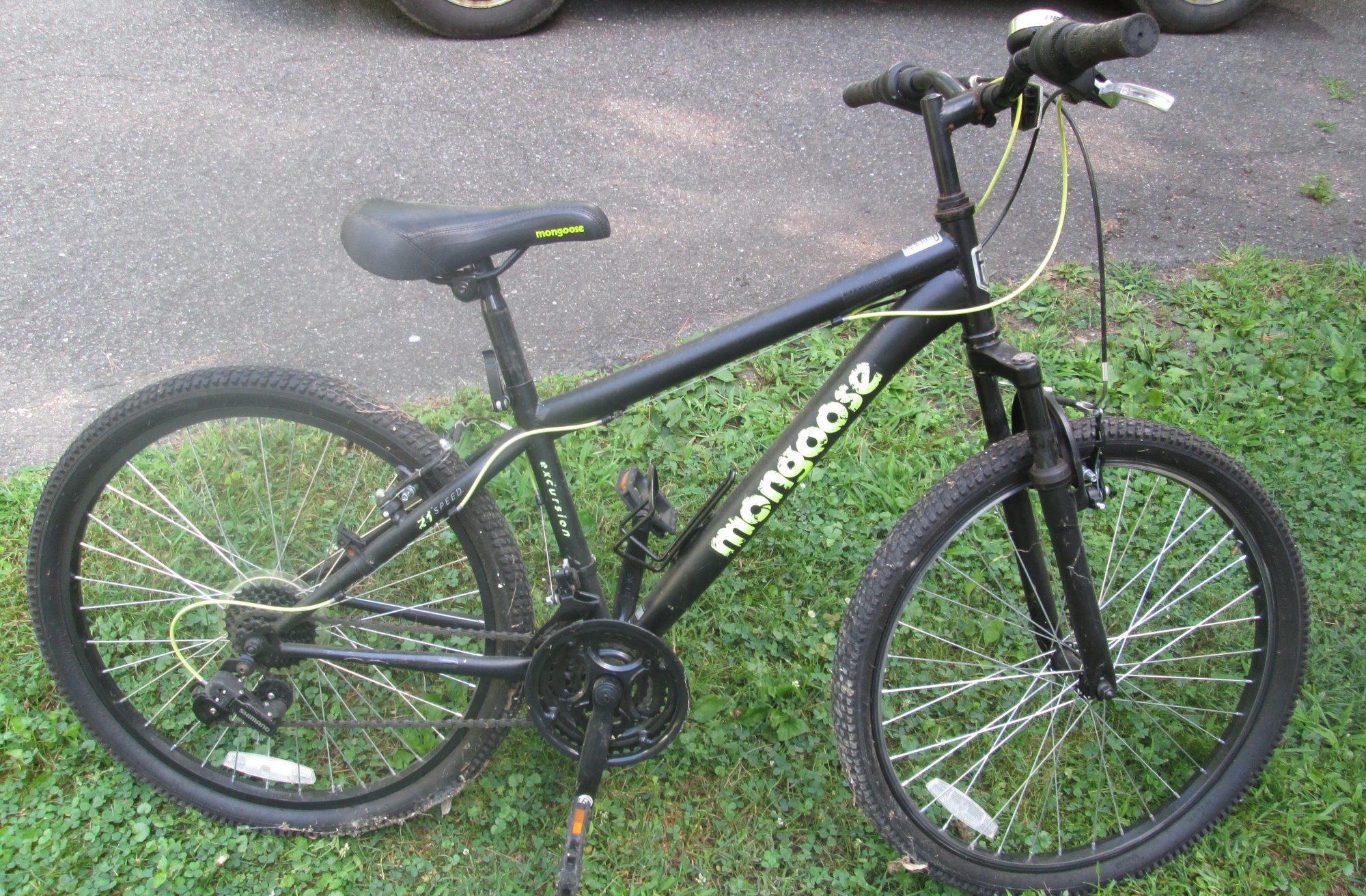 Mongoose Off Road Bike #7262 | Auctionninja.com