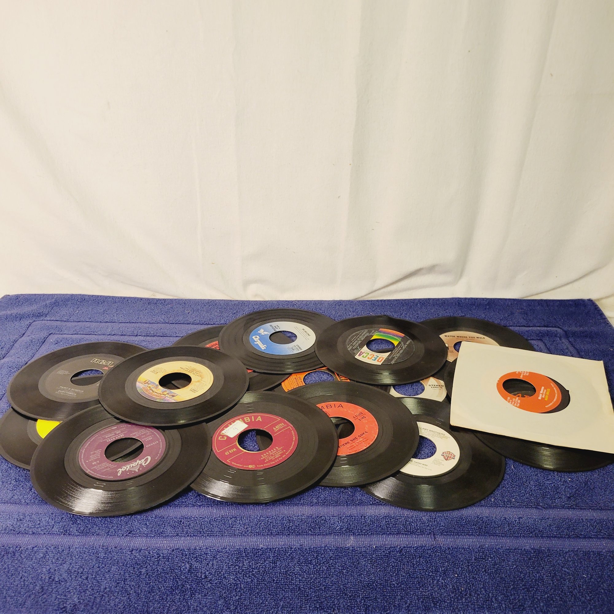 45s Lot #36895 | Auctionninja.com