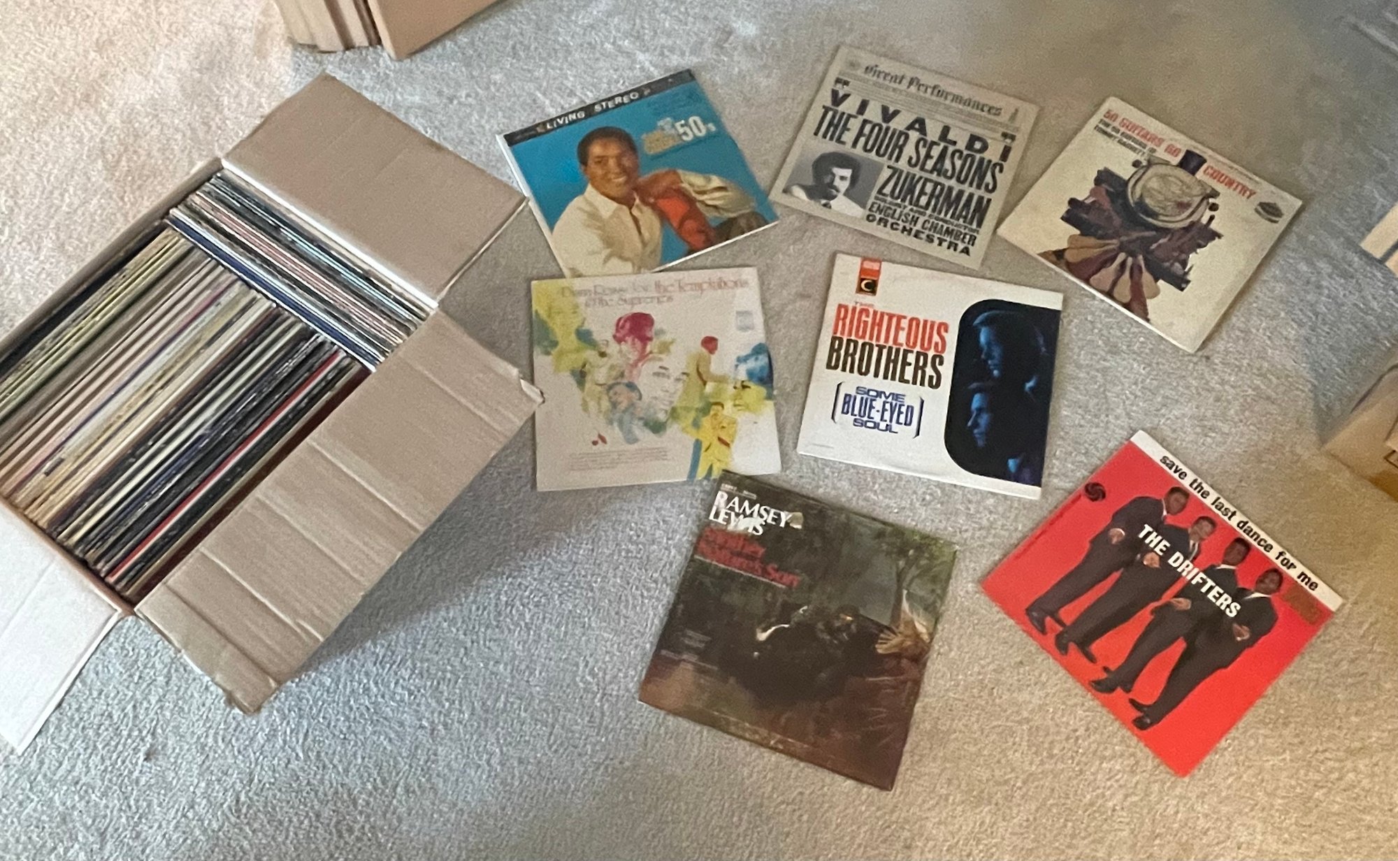 Box Of Records Of Various Sizes And Genres #16665 | Auctionninja.com