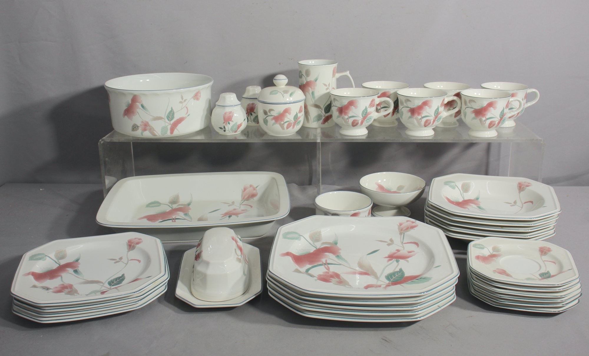"Floral Symphony: Mikasa 'Silk Flowers' 35-Piece Dinner Set #63756 ...