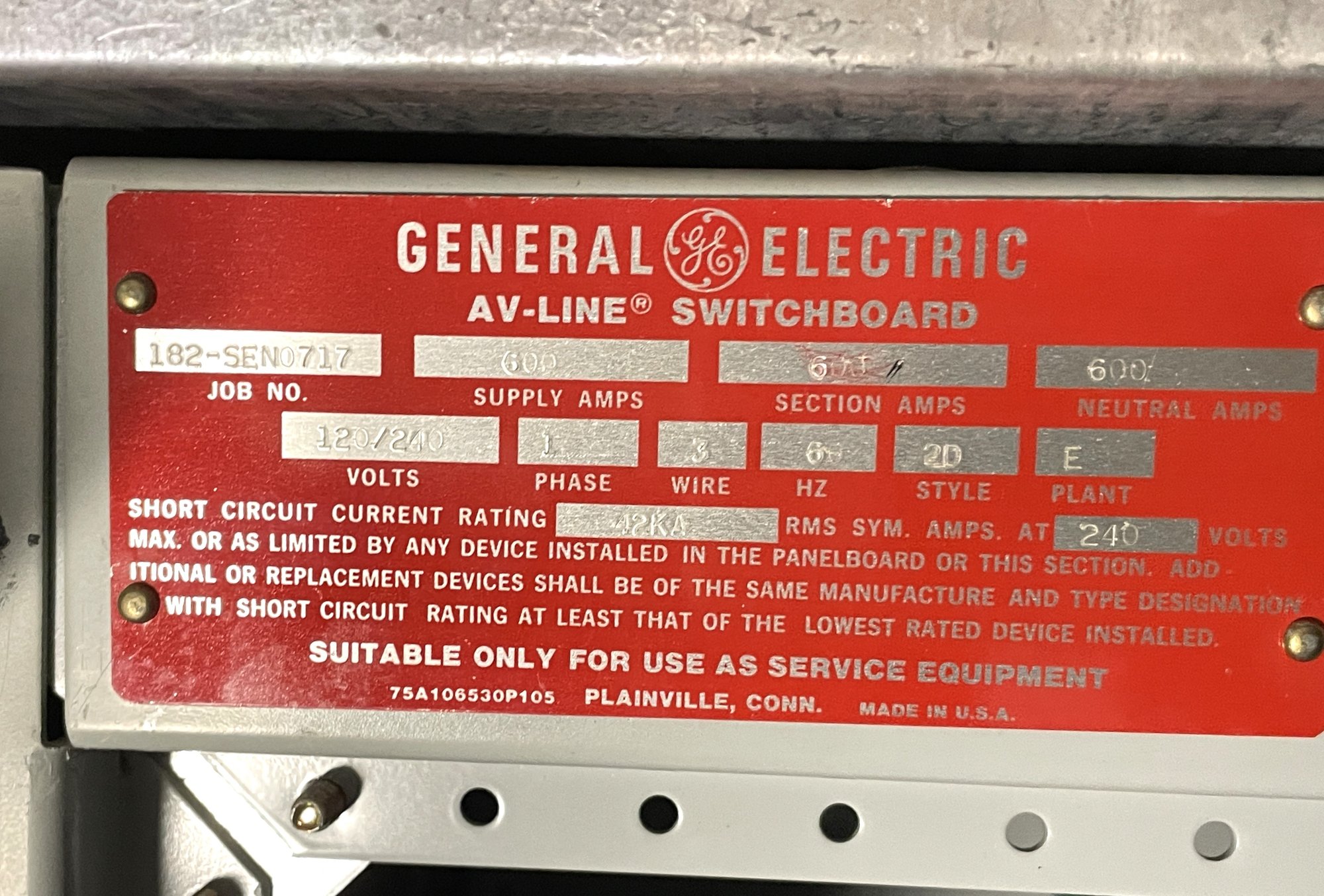 A 600 AMP, 1 Phase, 3 Wire GE AV-Line Switchboard #40746194 ...