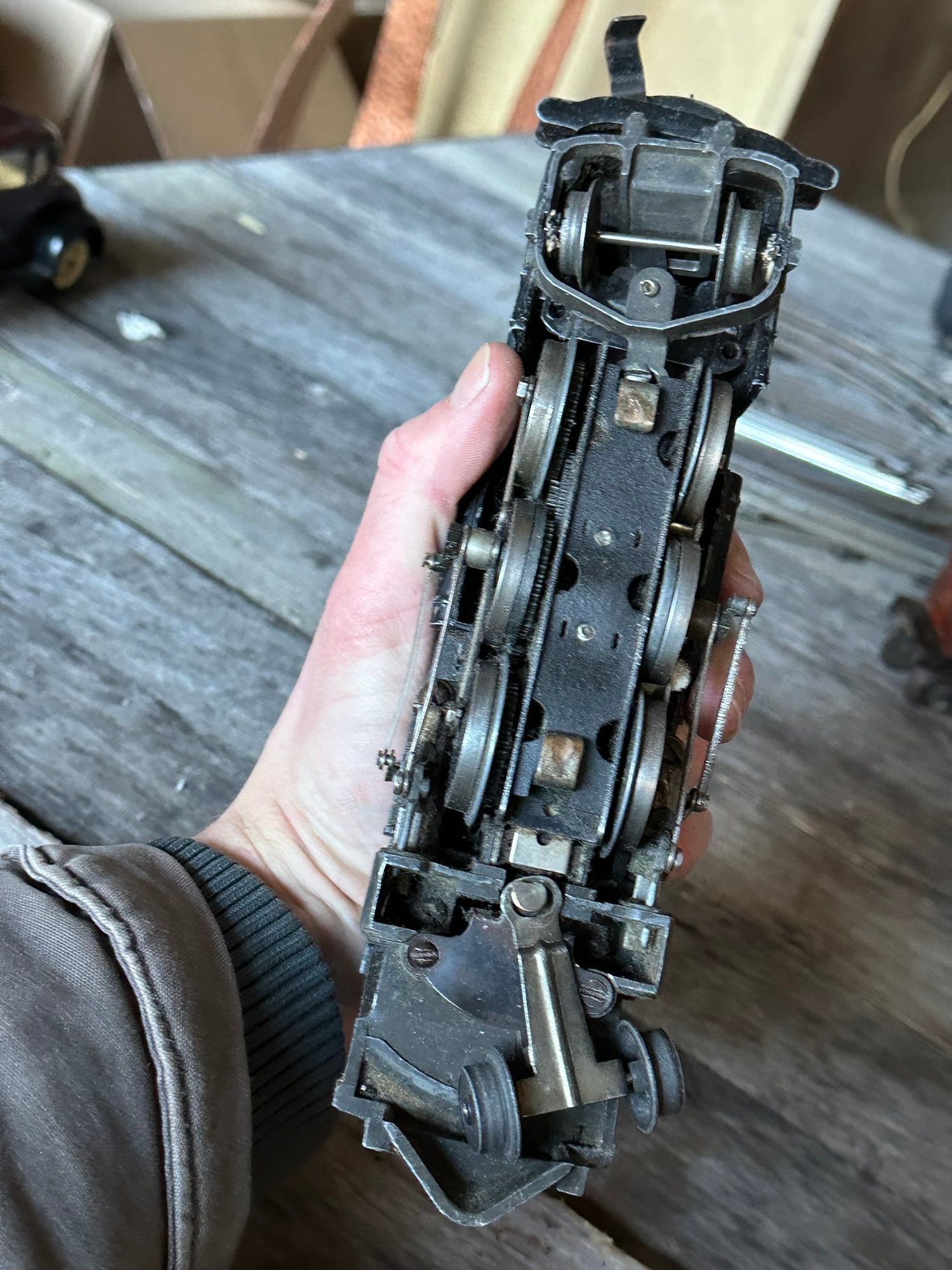 A Vintage Pre-War Metal Lionel Train Set, Tracks And Transformer Intact ...