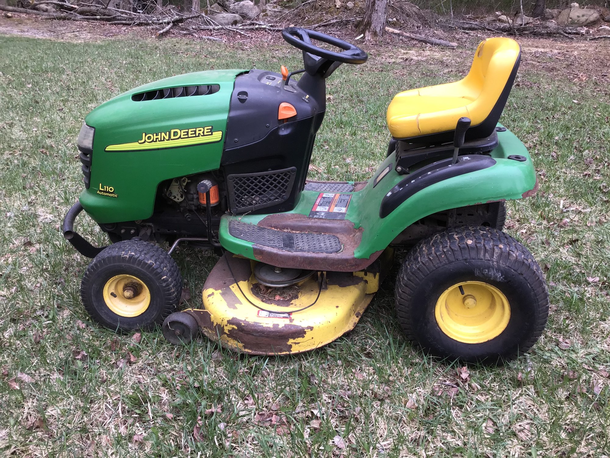 John Deer L110 Automatic Kohler Command 17.5 Ride On Lawn Mower ...