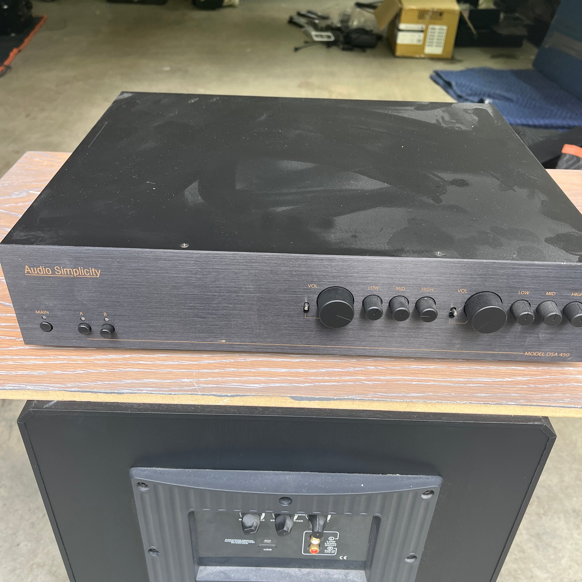 An Audio Simplicity Amplifier Model DSA 450 - 4 Channel #40786789 | Auctionninja.com
