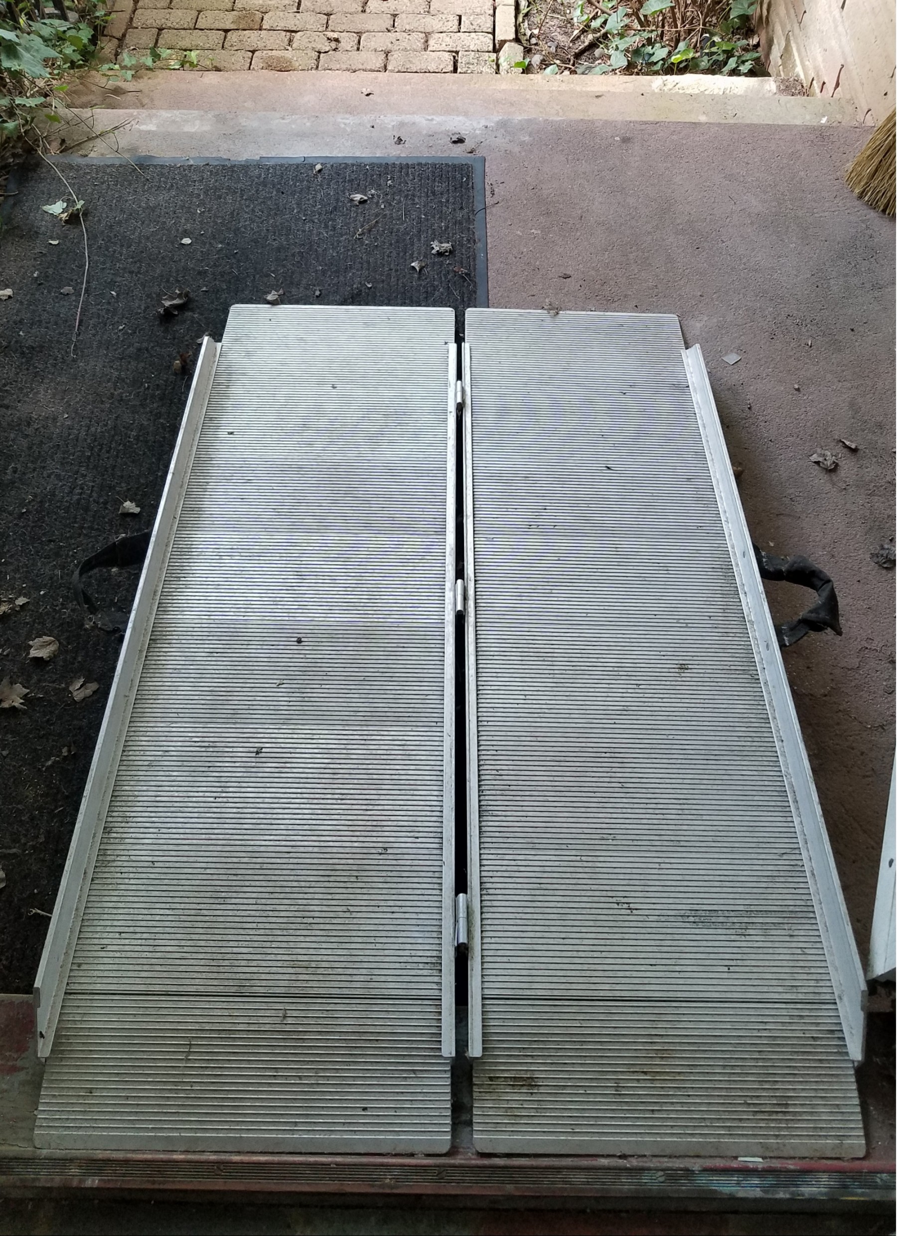 50 X 30 Inch Portable Wheelchair Ramp With Canvas Carrying Handles ...