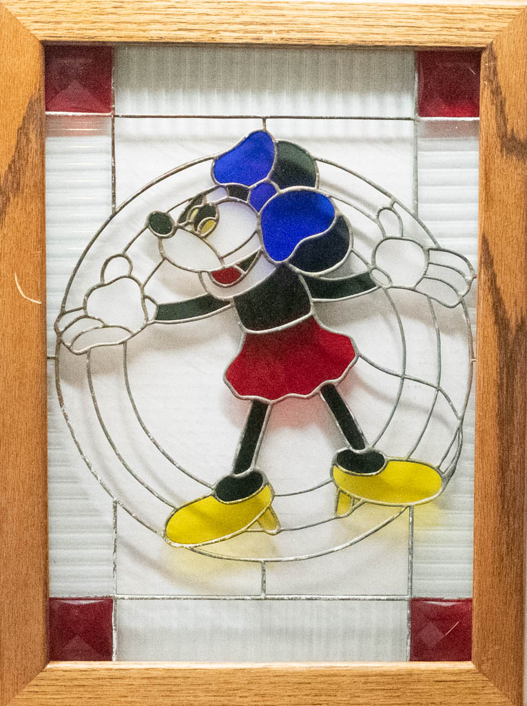 Minnie Mouse Stained Glass Disney Art #22266 | Auctionninja.com