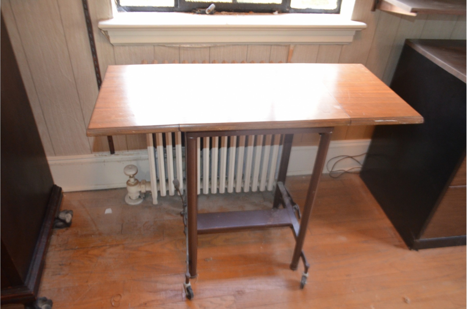 Vintage Typewriter Table On Wheels With Drop Down Sides #3845 ...