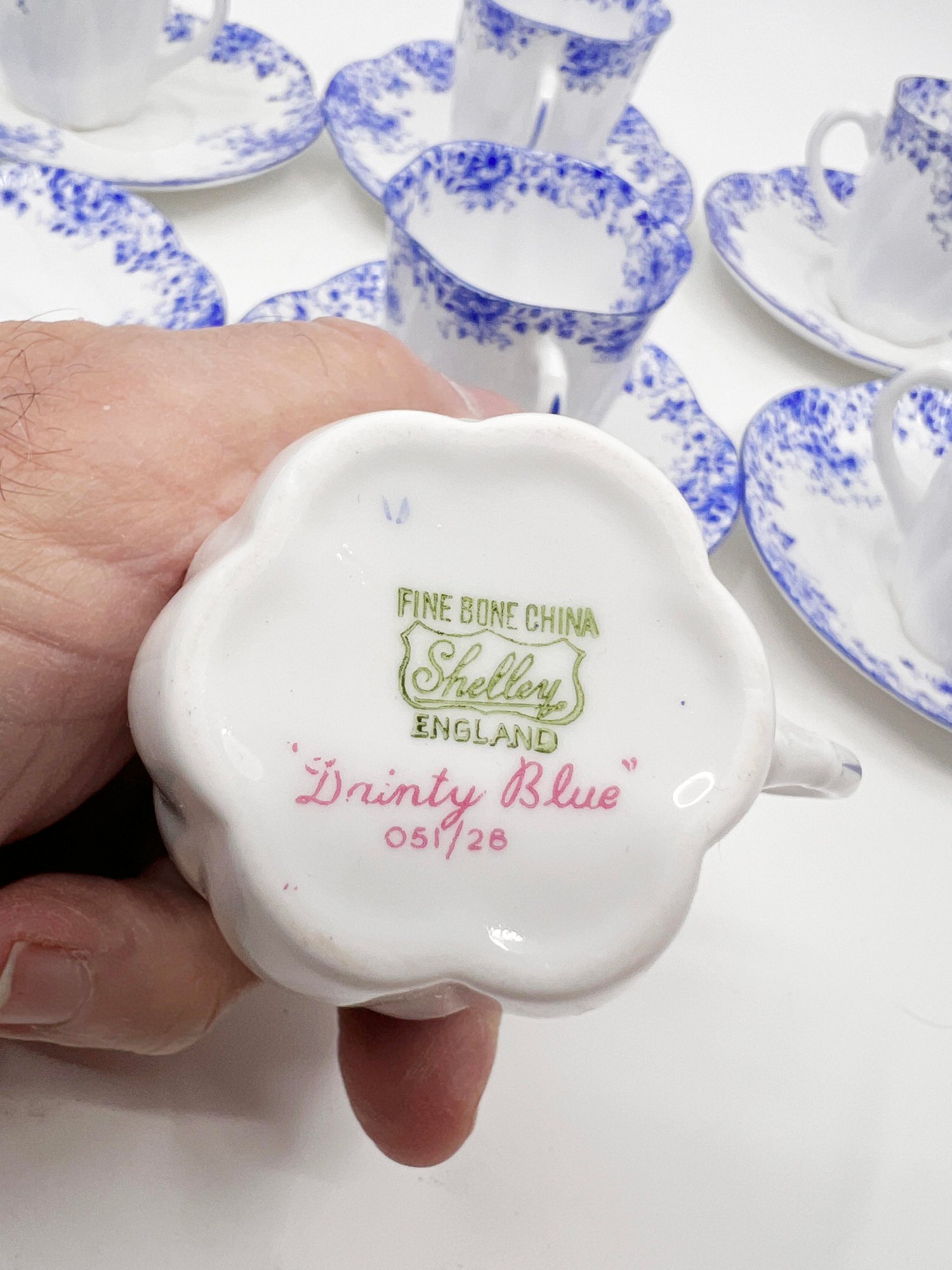 (A-12) ANTIQUE SET OF SIX SHELLY, ENGLAND "DAINTY BLUE" DEMITASSE CUPS ...