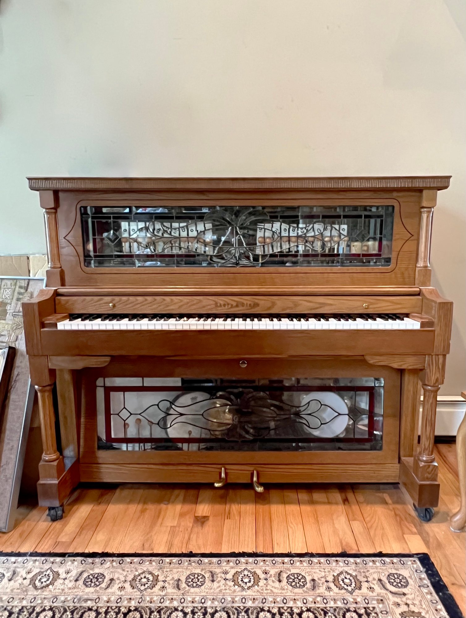 AMAZING STORY & CLARK NICKELODEON PLAYER PIANO - OAK, STAINED GLASS ...