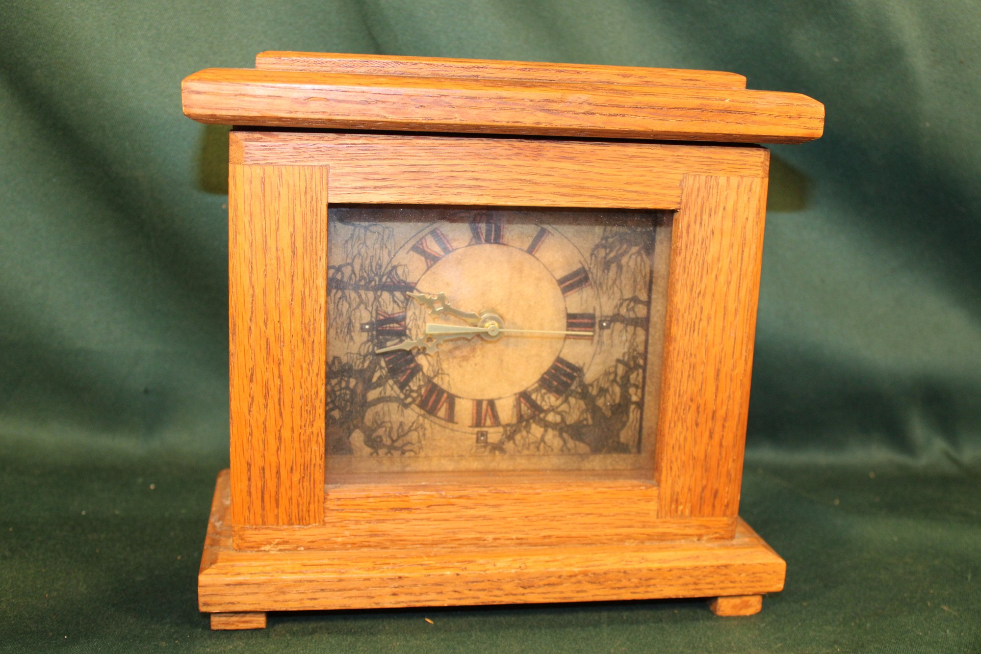 Vintage Battery Operated Shelf Clock In Oak Case, 10x5x9"H (161) #17018 ...