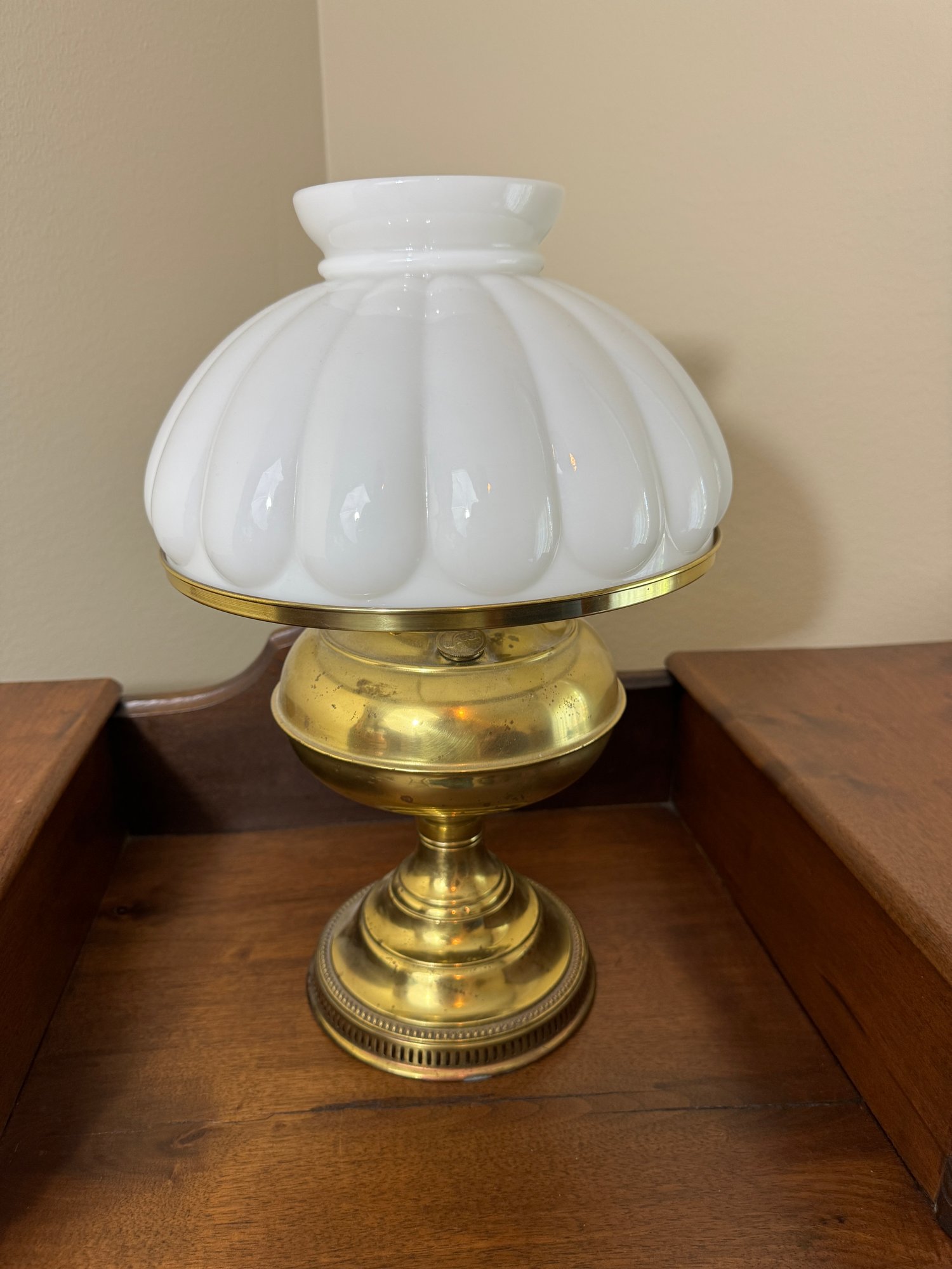 Antique Original Rayo Center Kerosene Oil Lamp With White Milk Glass ...