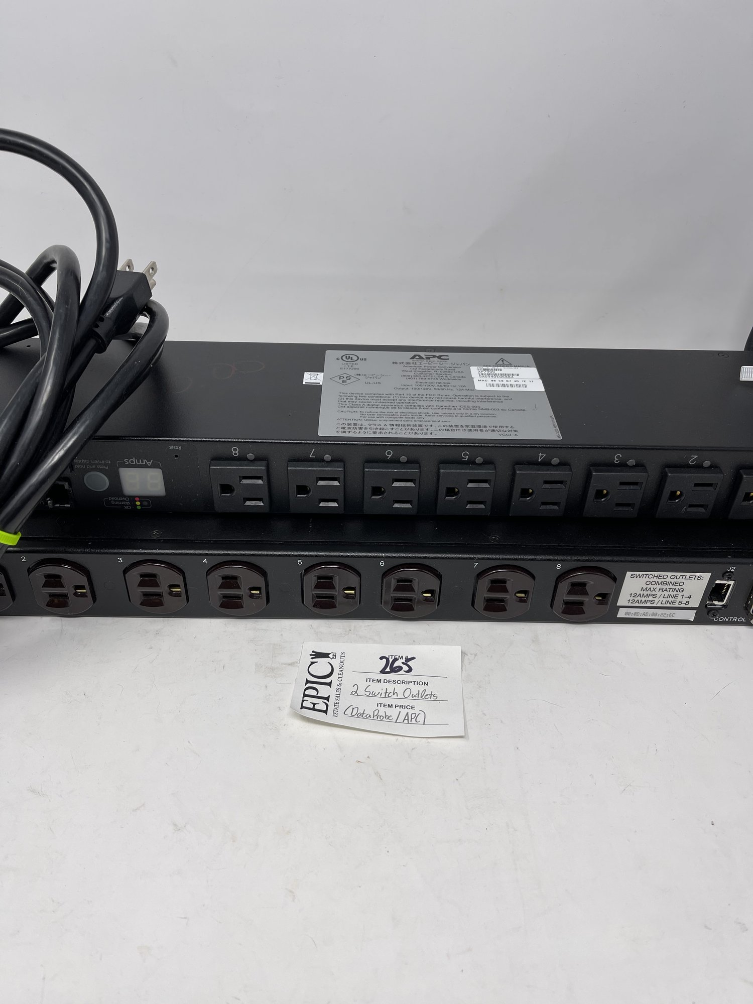 Lot 265 Switched Outlets #2972 | Auctionninja.com
