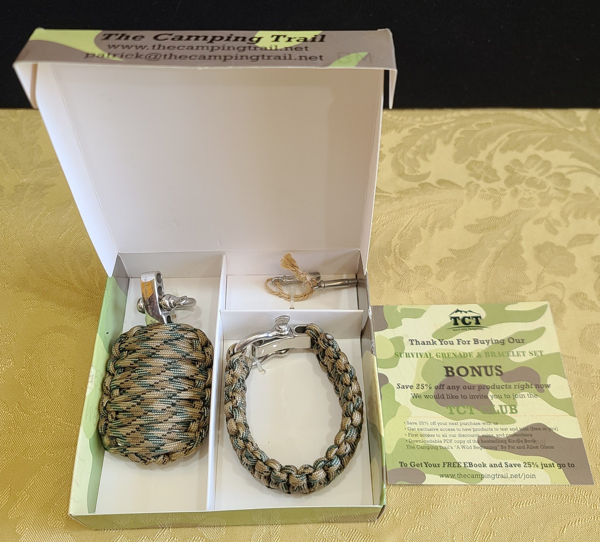 Paracord Survival Kit #130305 | Auctionninja.com