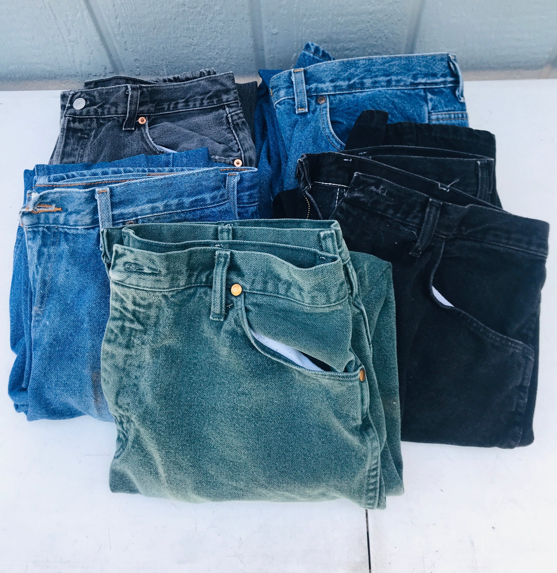 Lot Of Jeans Including Levis And More #194604 | Auctionninja.com
