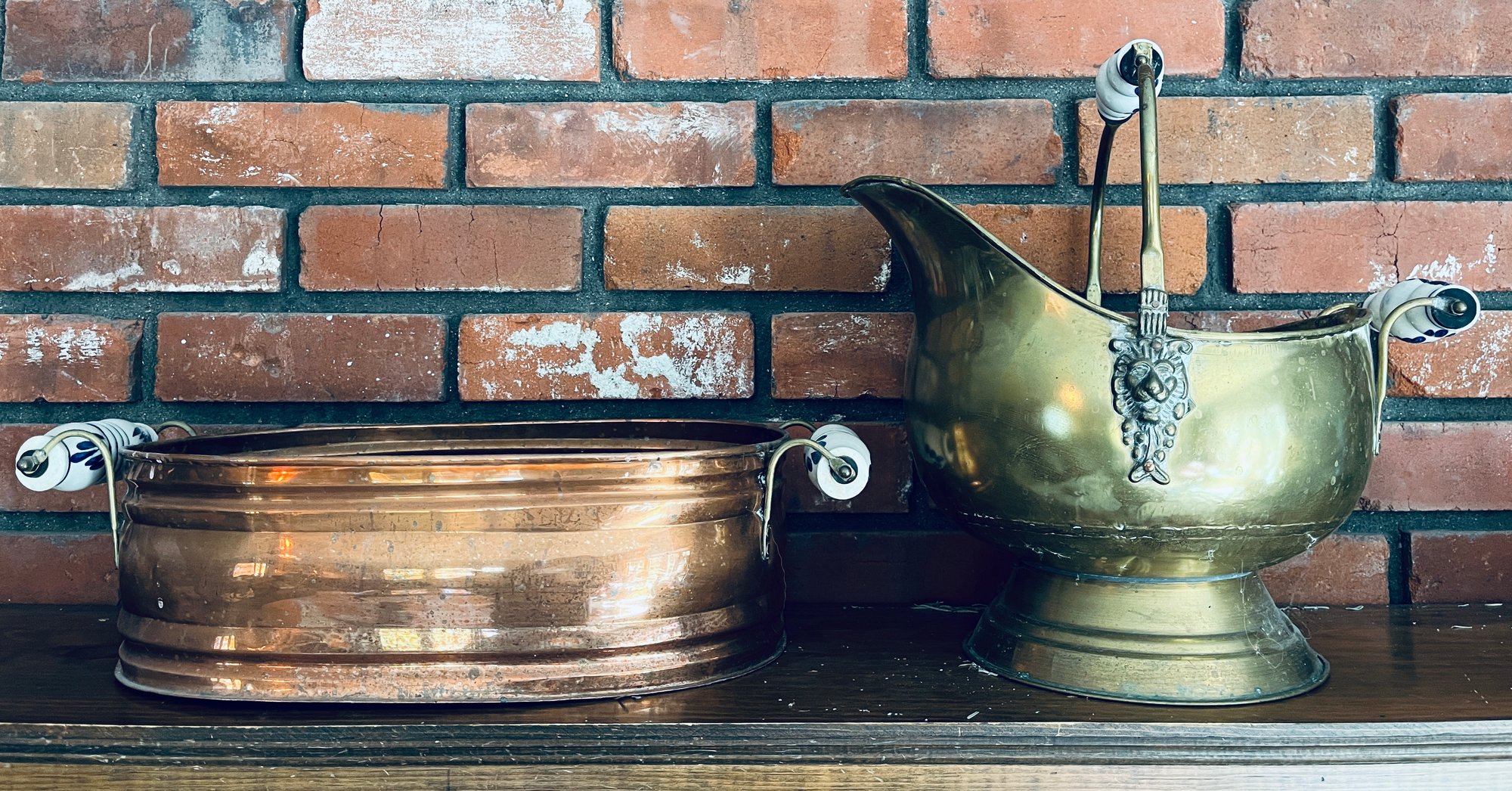 Copper Pot And Delft Brass Bucket #173183 | Auctionninja.com
