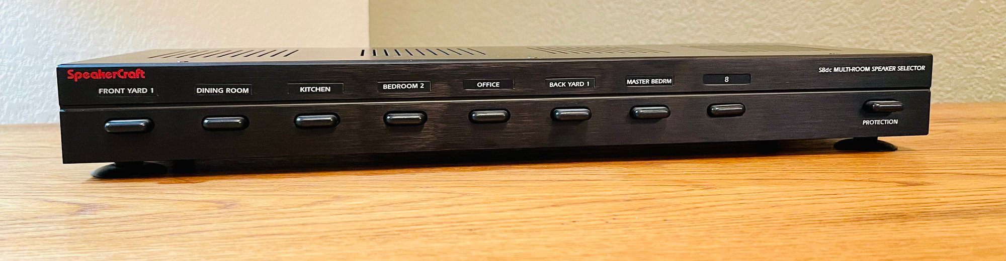 SpeakerCraft S8dc Multi Room Speaker Selector #142334 | Auctionninja.com