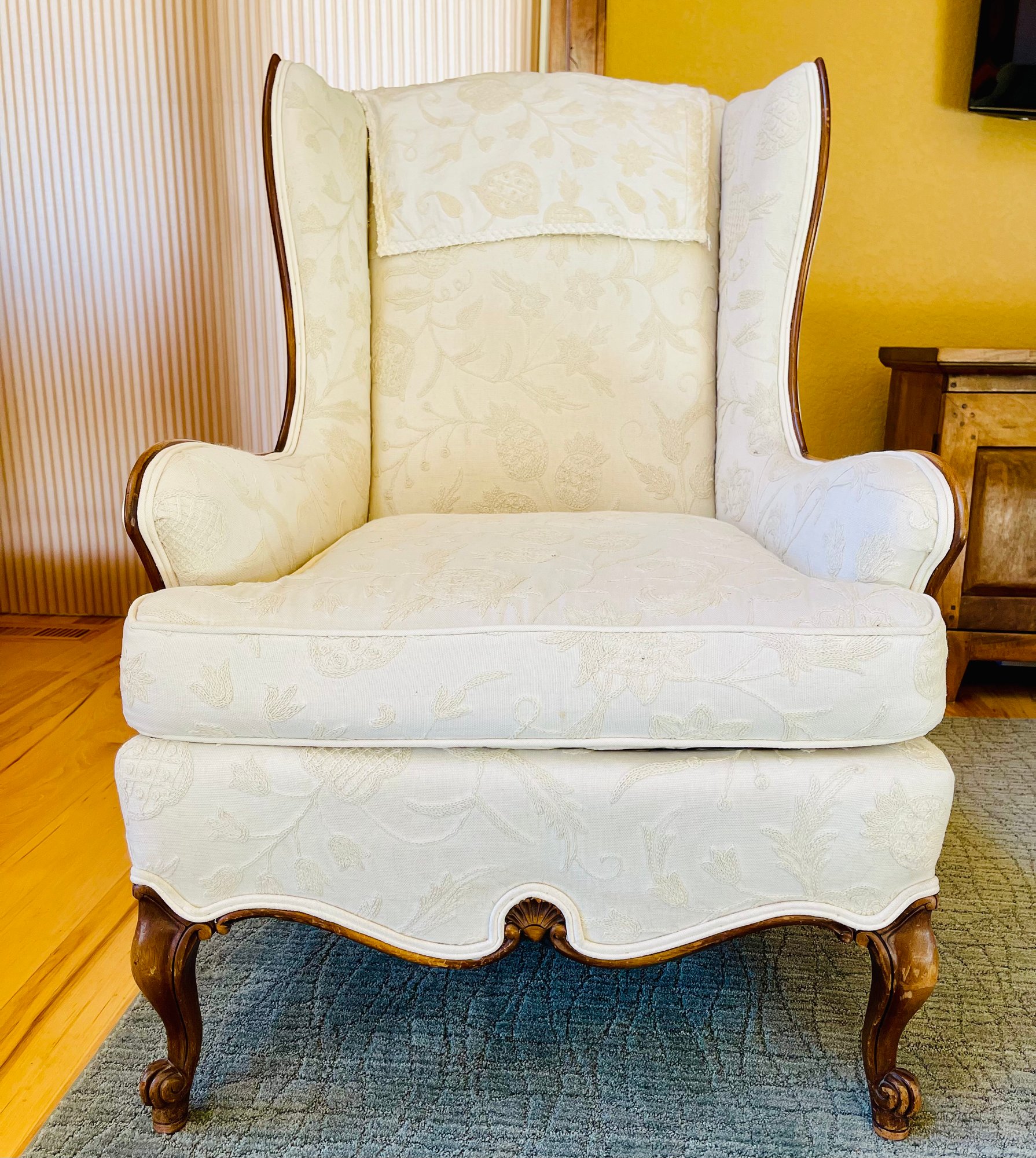 French Wingback Chairs With Cream Crewel Fabric #179699 | Auctionninja.com