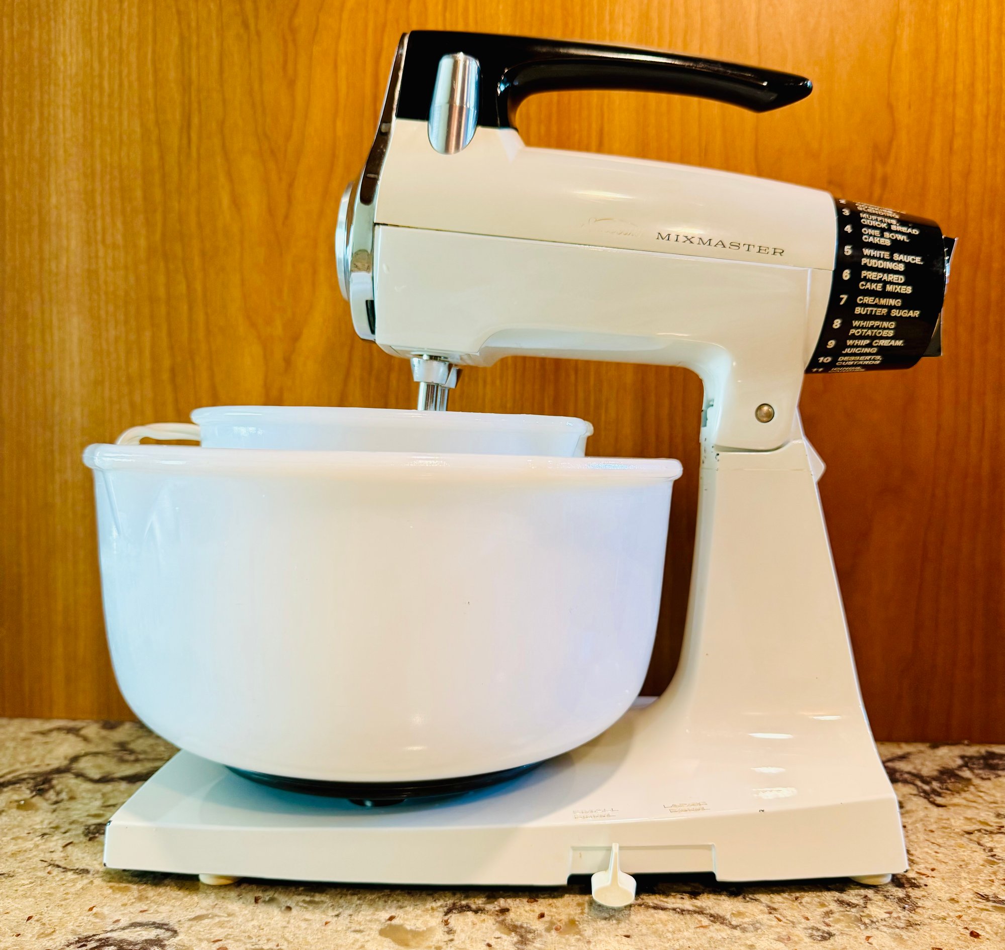 Clean 1970's Sunbeam Mixmaster Mixer With Original Beaters And Bowls ...