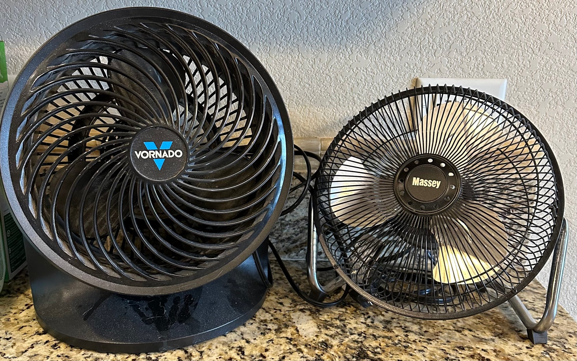 Vornado And Massey Desk/floor Fans #182993 | Auctionninja.com