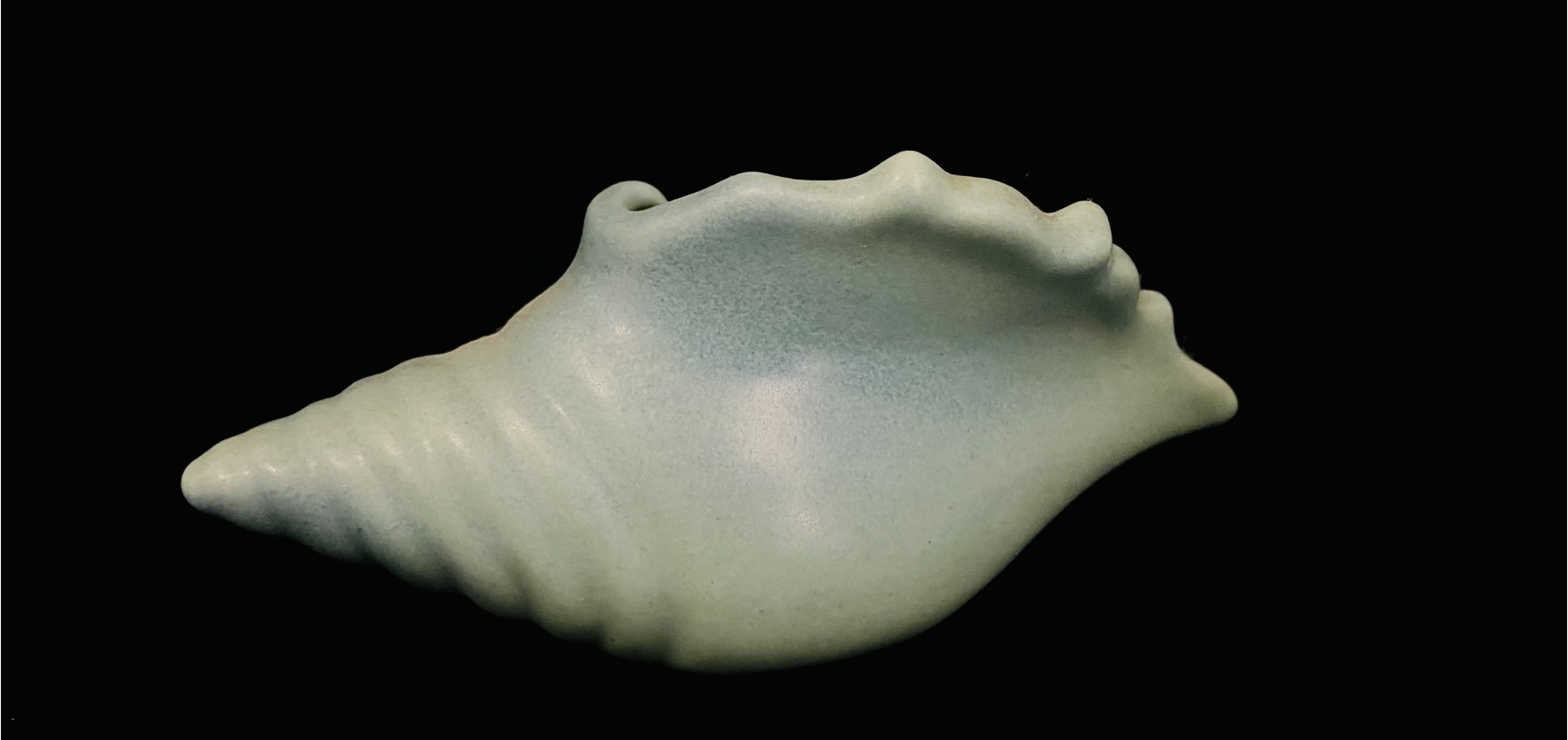 Blue Van Briggle Pottery Conch Shell #105951 | Auctionninja.com