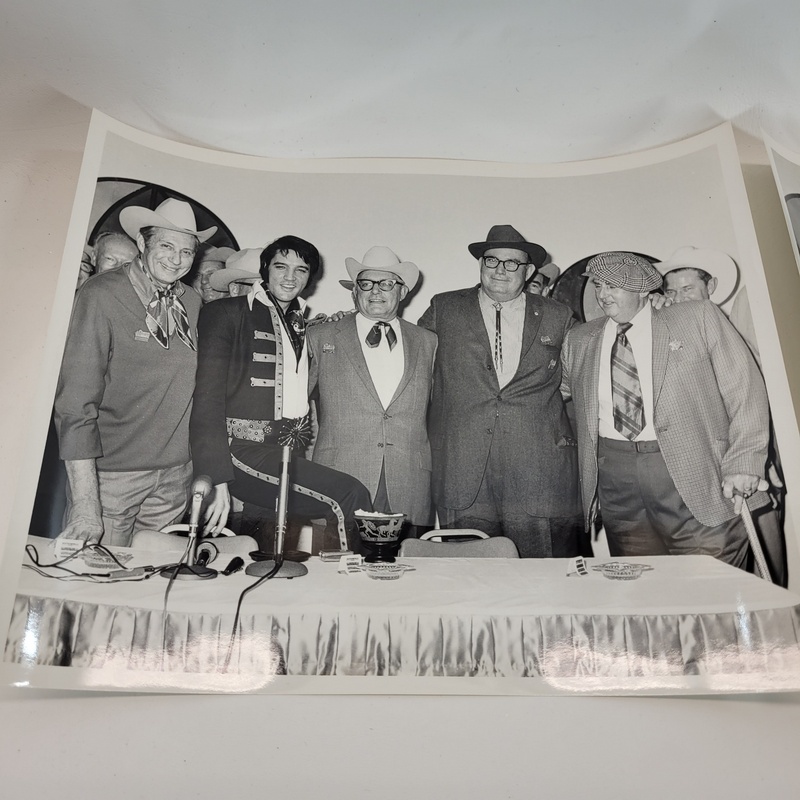 6 Original Photographs Of Elvis Presley At The 38th Annual Houston ...