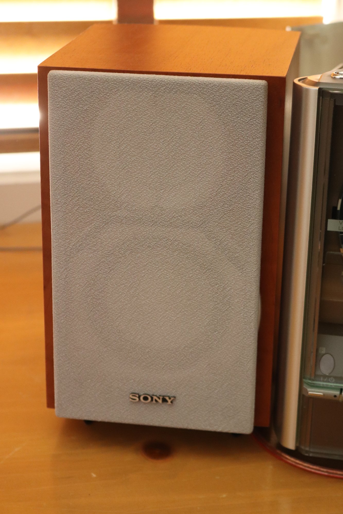 Sony, CD Player And Speakers. Micro, Hi-fi Component System, CMT EX 100 ...