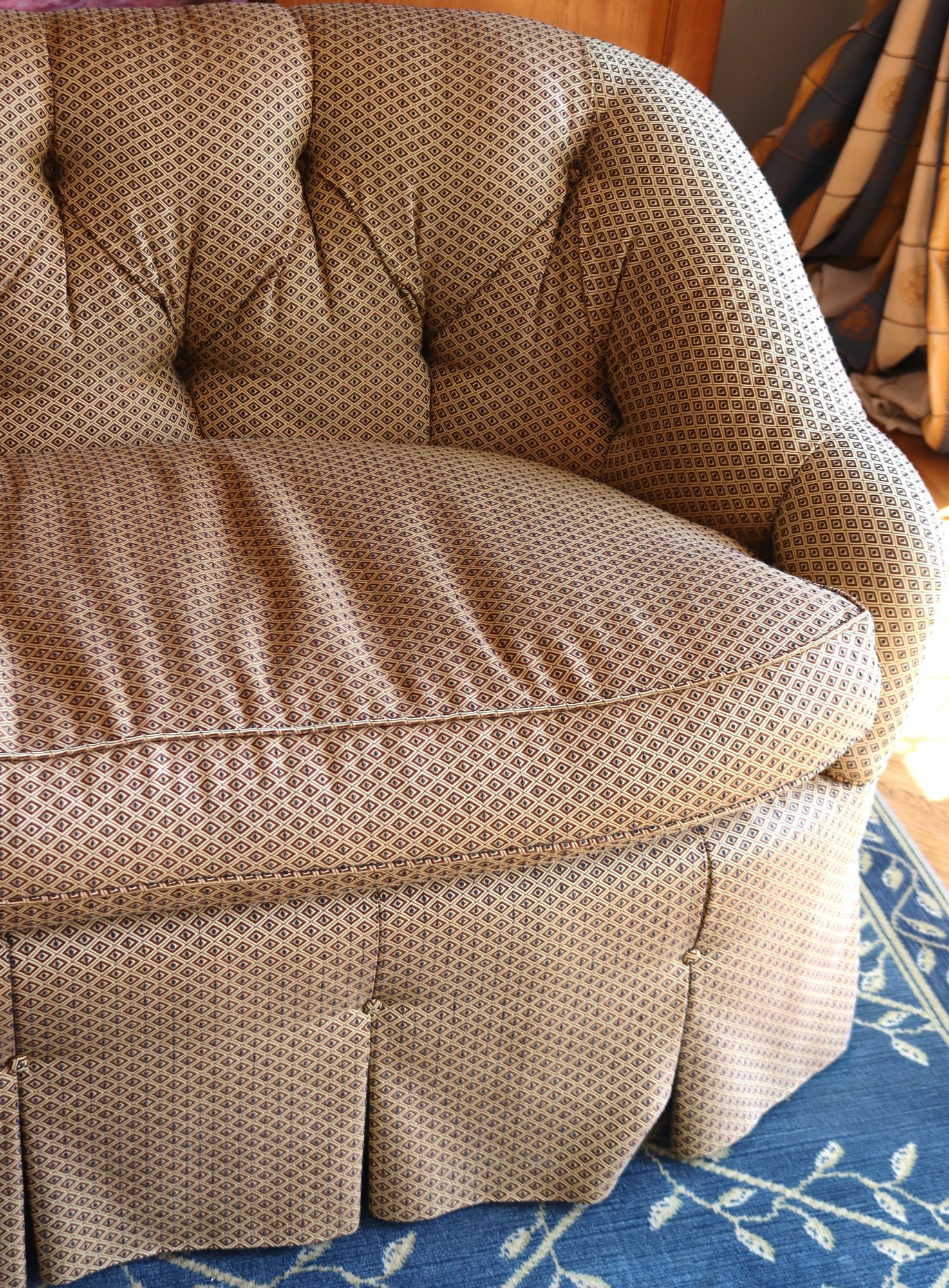 Custom Gold Toned Tufted Sofa #46457 | Auctionninja.com
