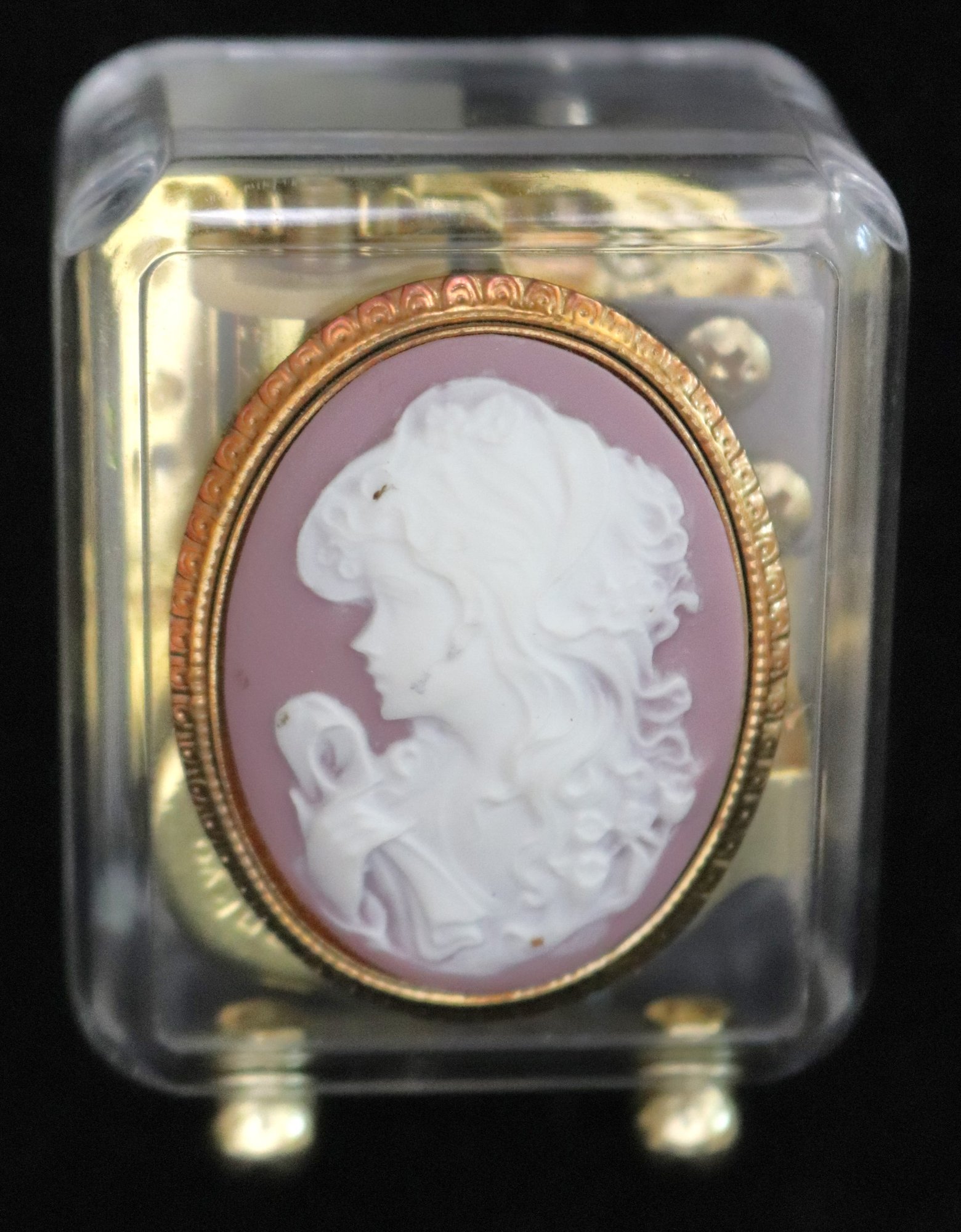 Miniature Plexiglass Music Box With Cameo Plays Yesterday #49357 ...