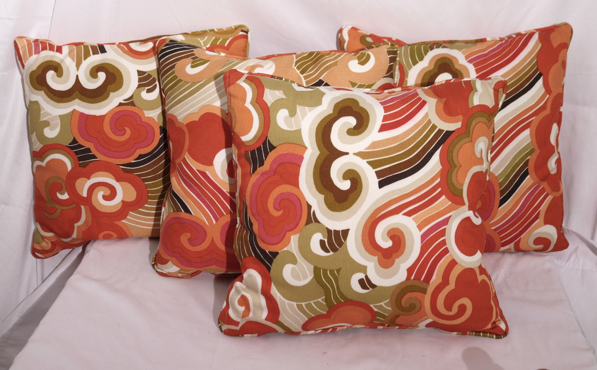 Set Of 4 Groovy 70s Style 16- Inch Linen Pillows With Bright Orange ...