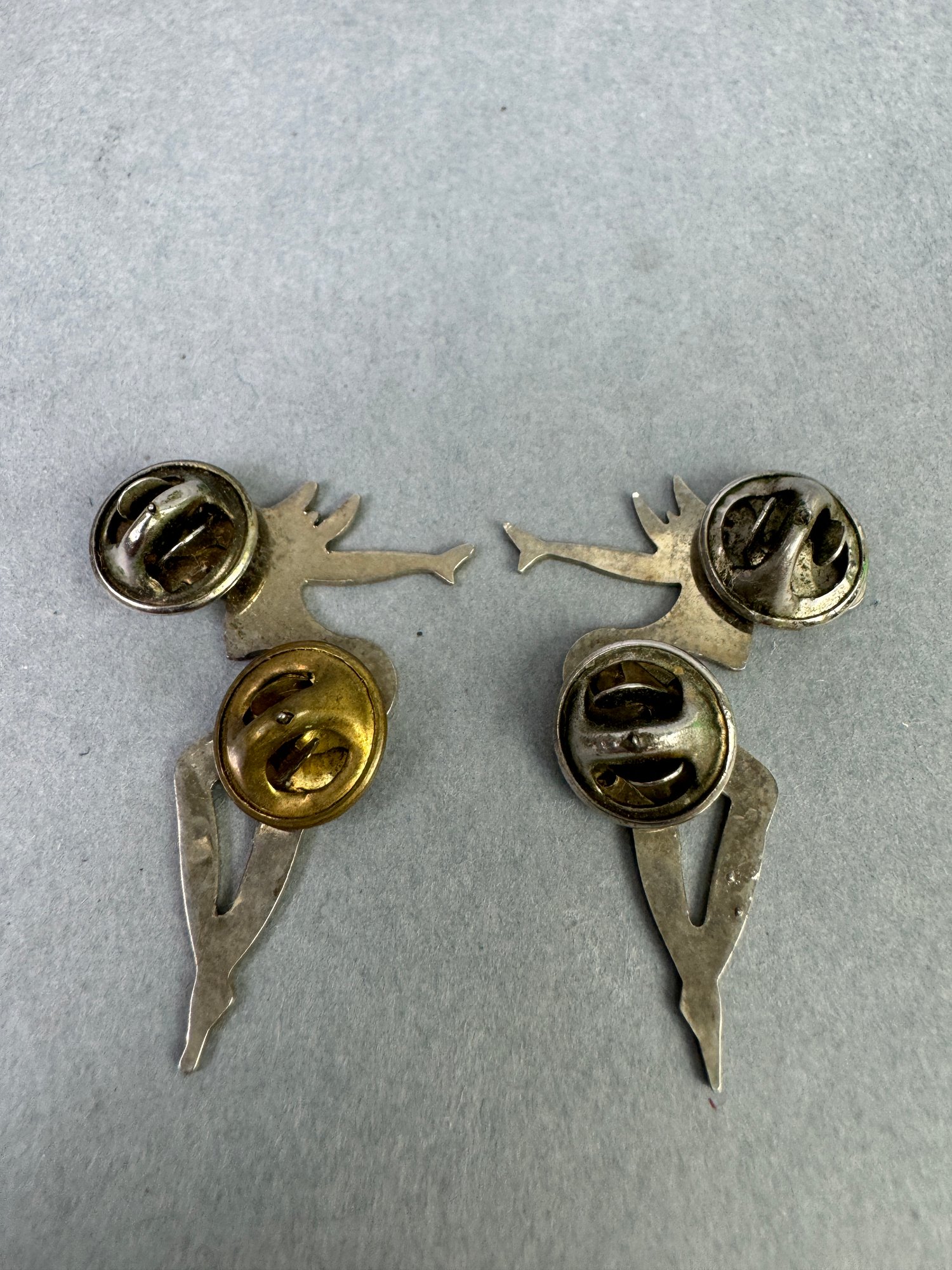 2 Night Club Pins #48261 | Auctionninja.com