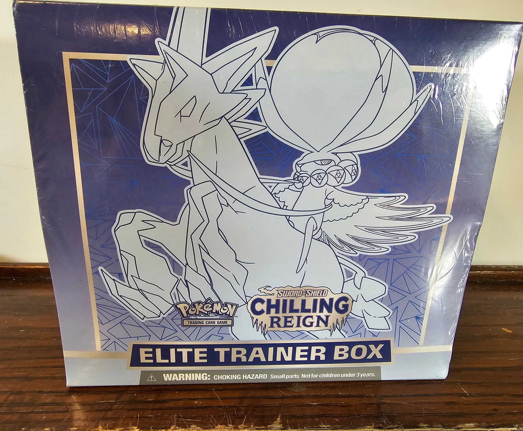 Pokemon Elite Training Box Chilling Reign #2355 | Auctionninja.com