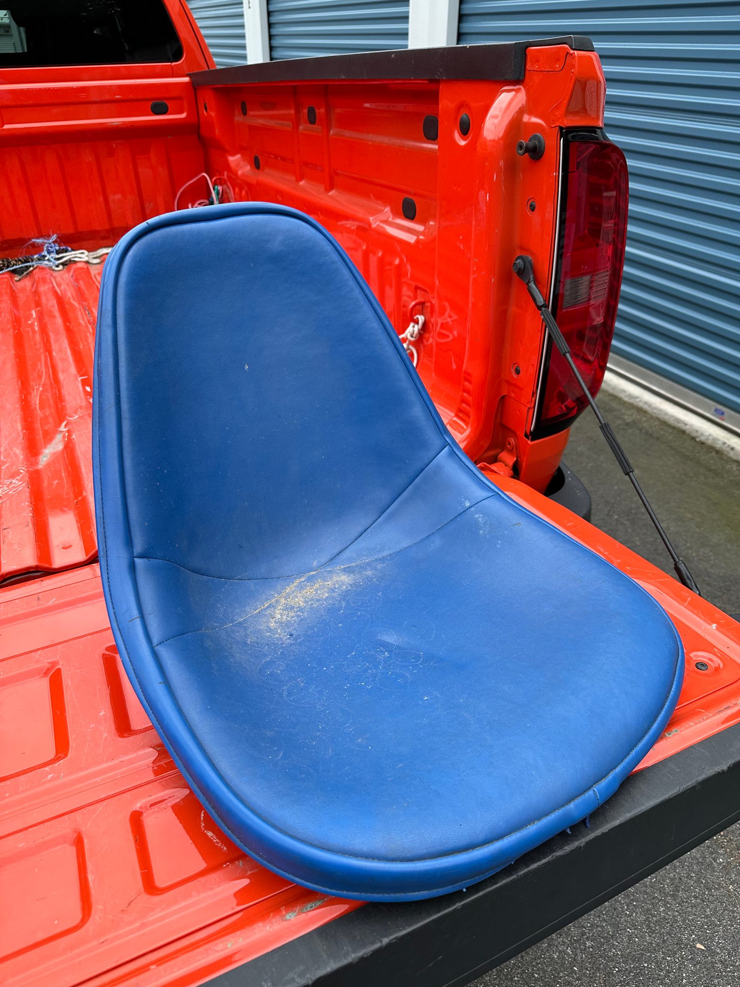 Vintage Eames For Herman Miller Blue Chair Cover #2602 | Auctionninja.com