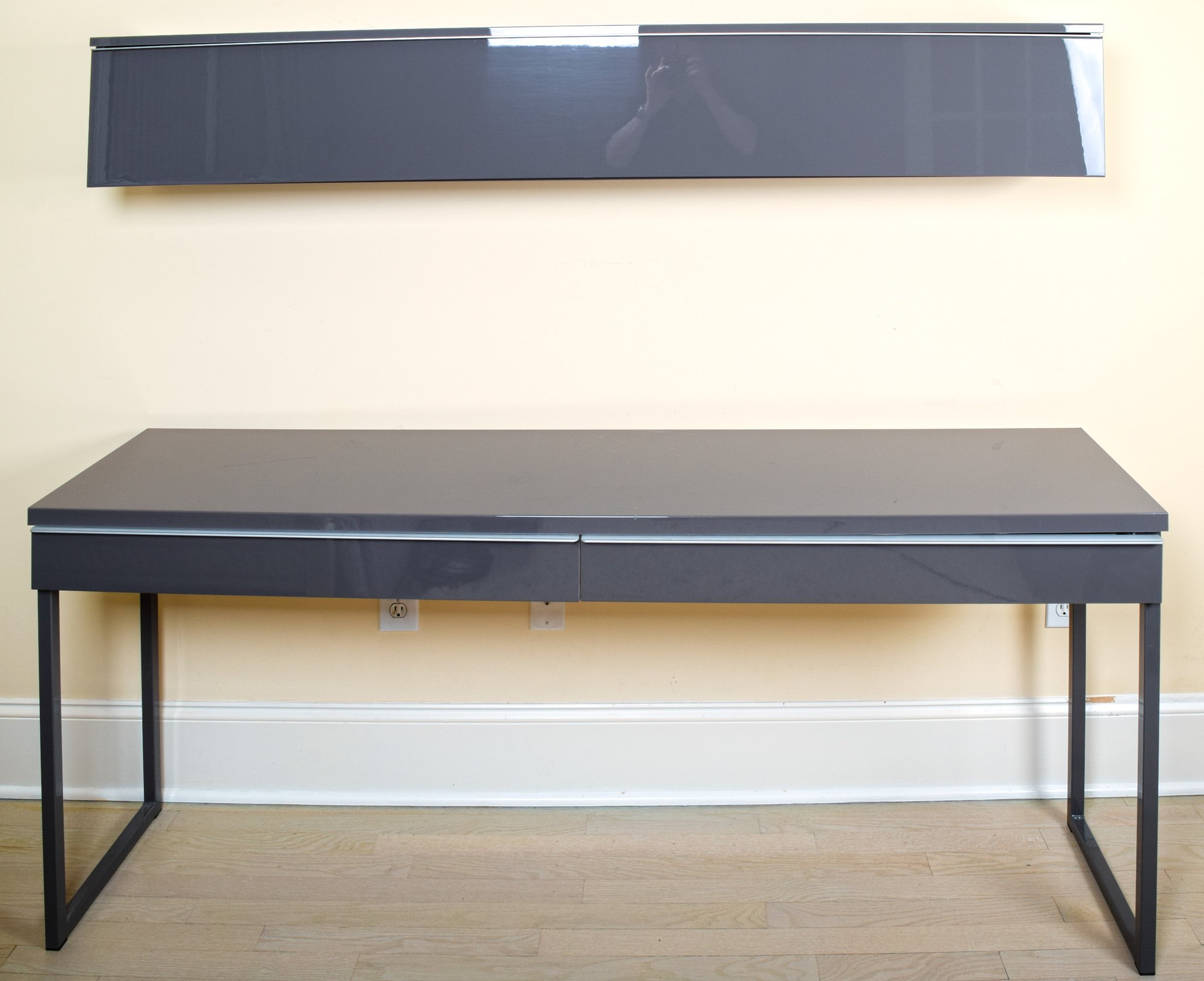 Ikea Besta Burs Desk And Wall Shelf #1442 | Auctionninja.com