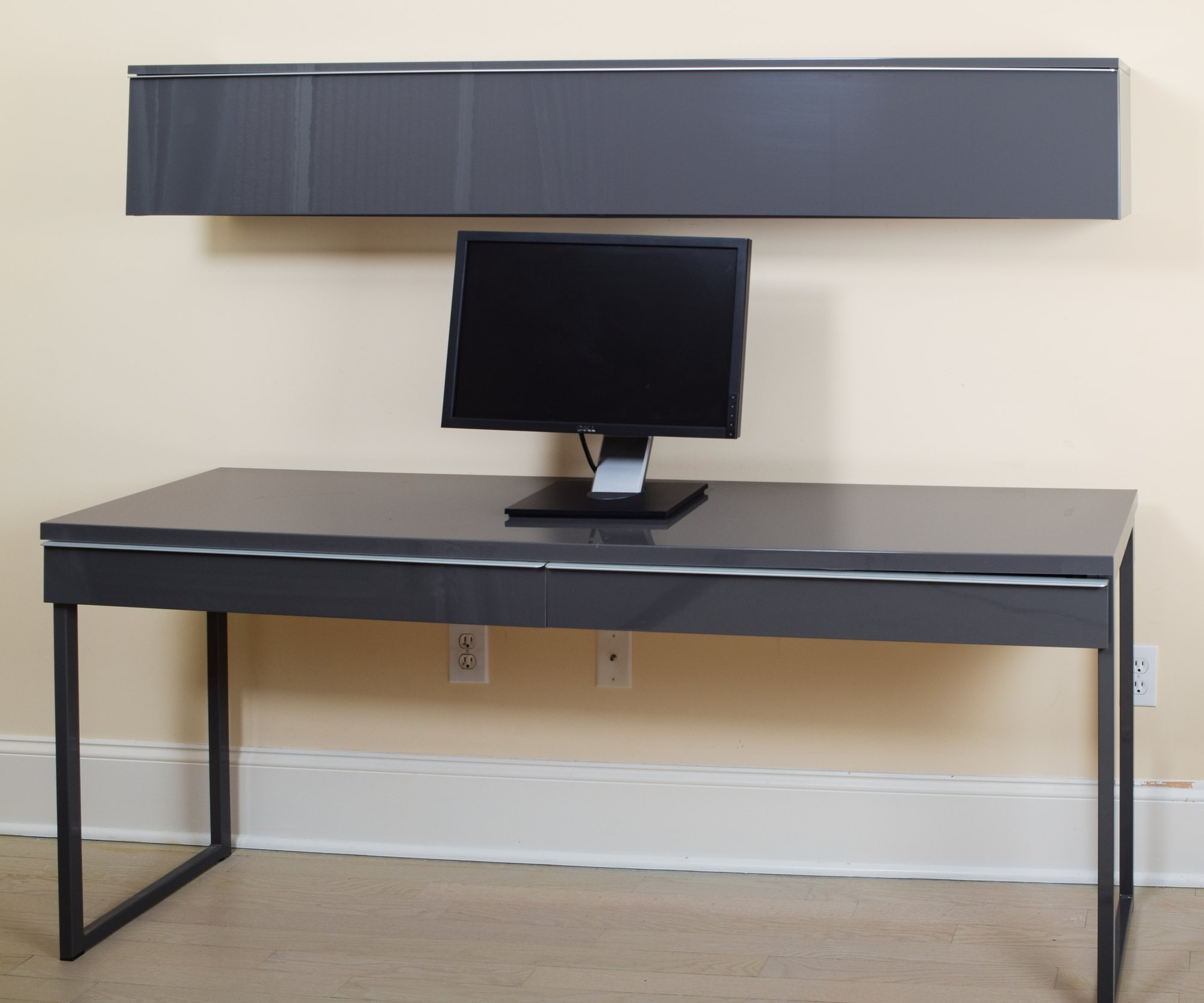 Ikea Besta Burs Desk And Wall Shelf #1442 | Auctionninja.com