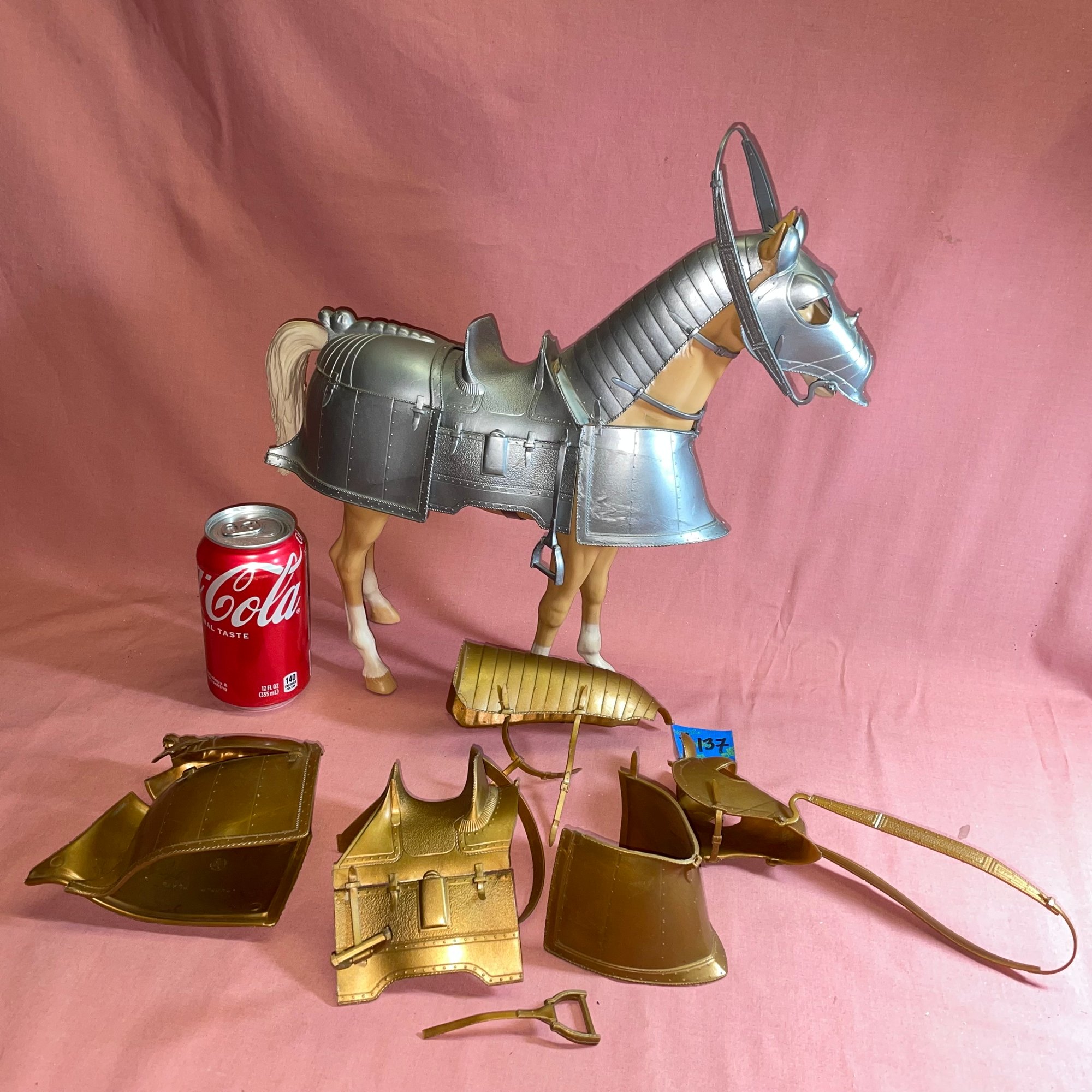 Vintage MARX "Valor The Armored Horse" & Gold Armor (Sir Gordon) Set ...