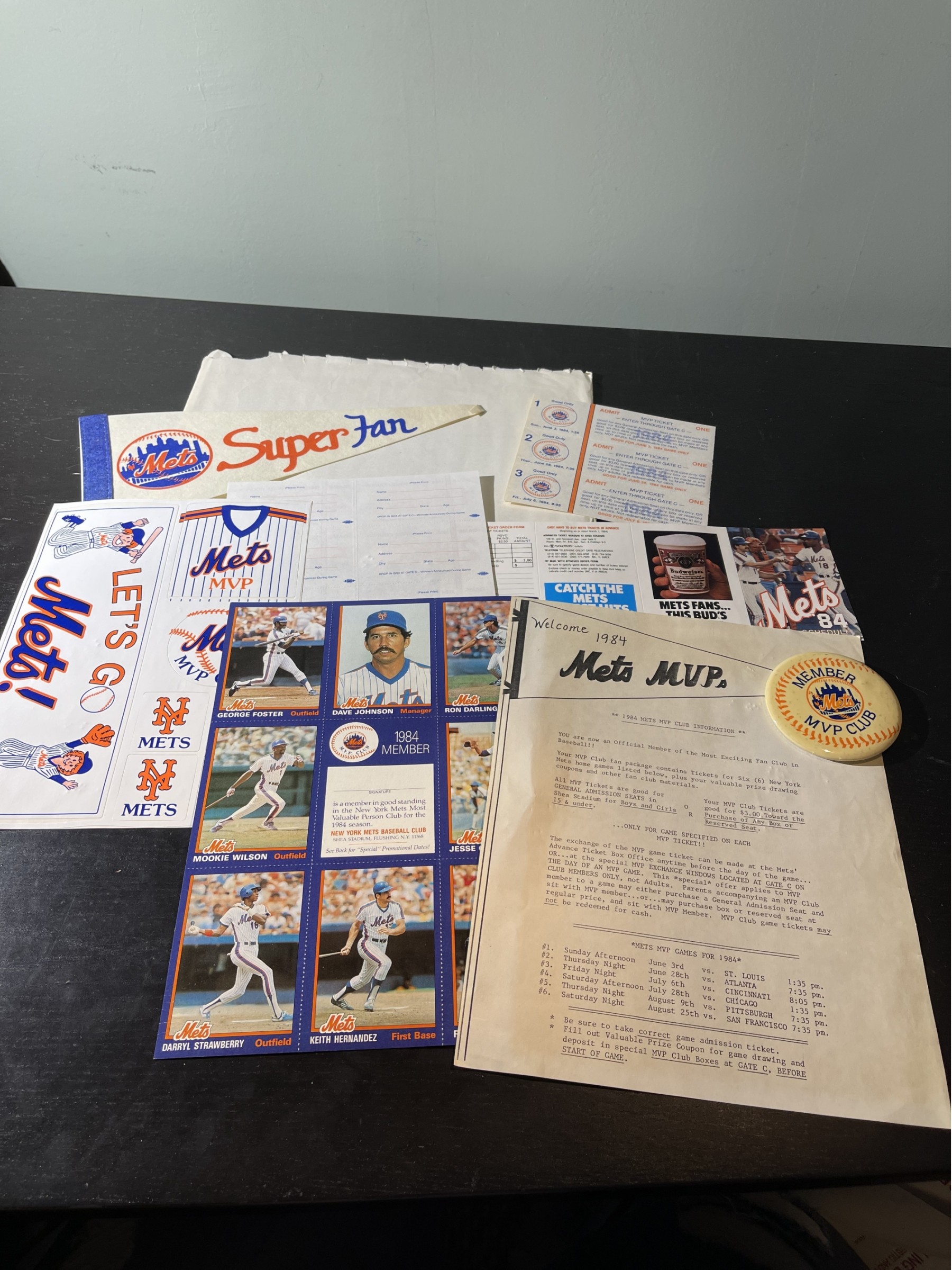 NY Mets MVP Super Fan Packet & Extras #6840 | Auctionninja.com