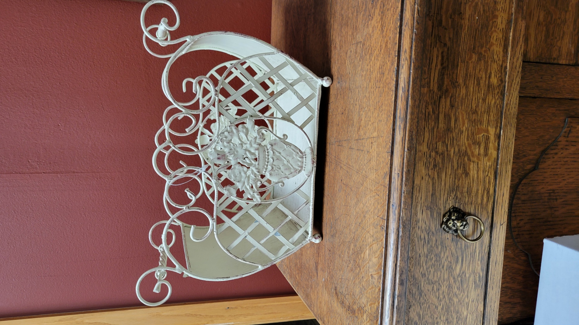 Shabby Chic White Metal Container #1082 | Auctionninja.com