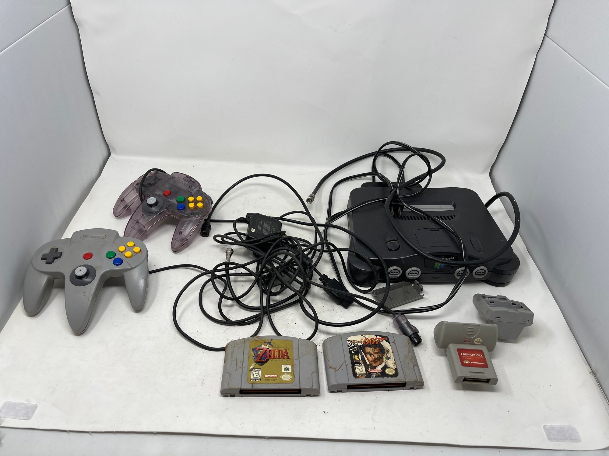 THE ONE EVERY GAMER WANTS! UNTESTED NINTENDO 64 CONTROL DECK WITH 2 ...