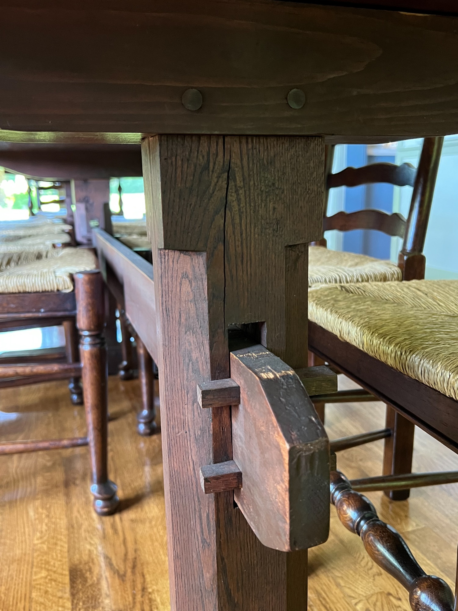 THE BATCHELDER FAMILY TRESTLE TABLE With (14) CHAIRS #31667 ...