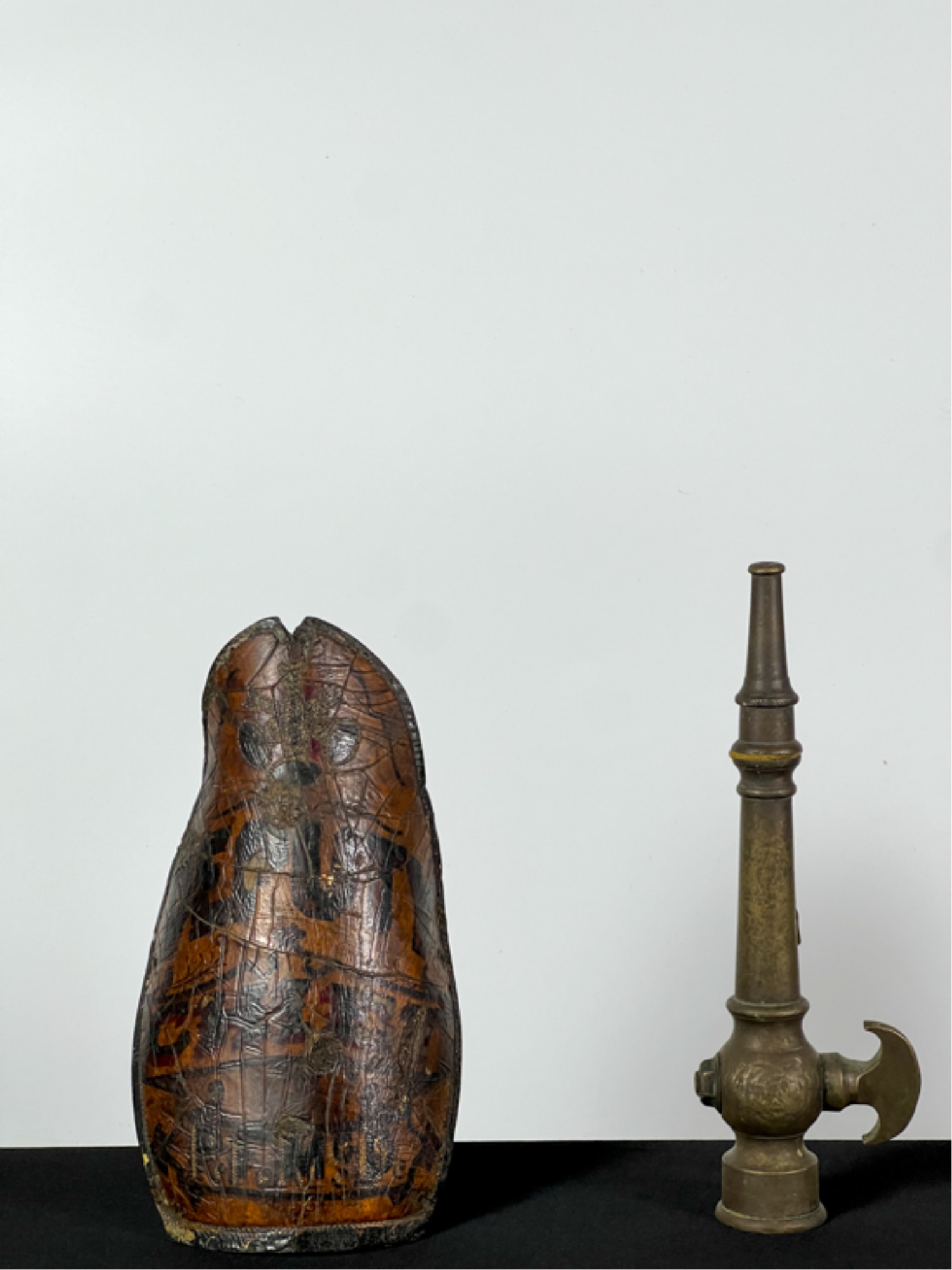 DEPUTY FIRE CHIEF HELMET BADGE & NOZZLE #33831 | Auctionninja.com
