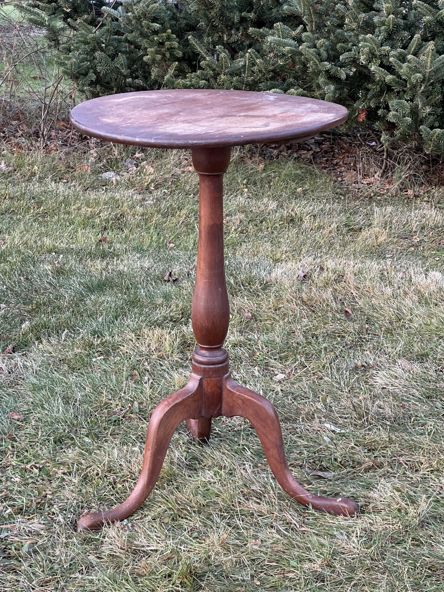 (18th C) SNAKEFOOT CANDLESTAND - ORIGINAL SURFACE #36156 | Auctionninja.com